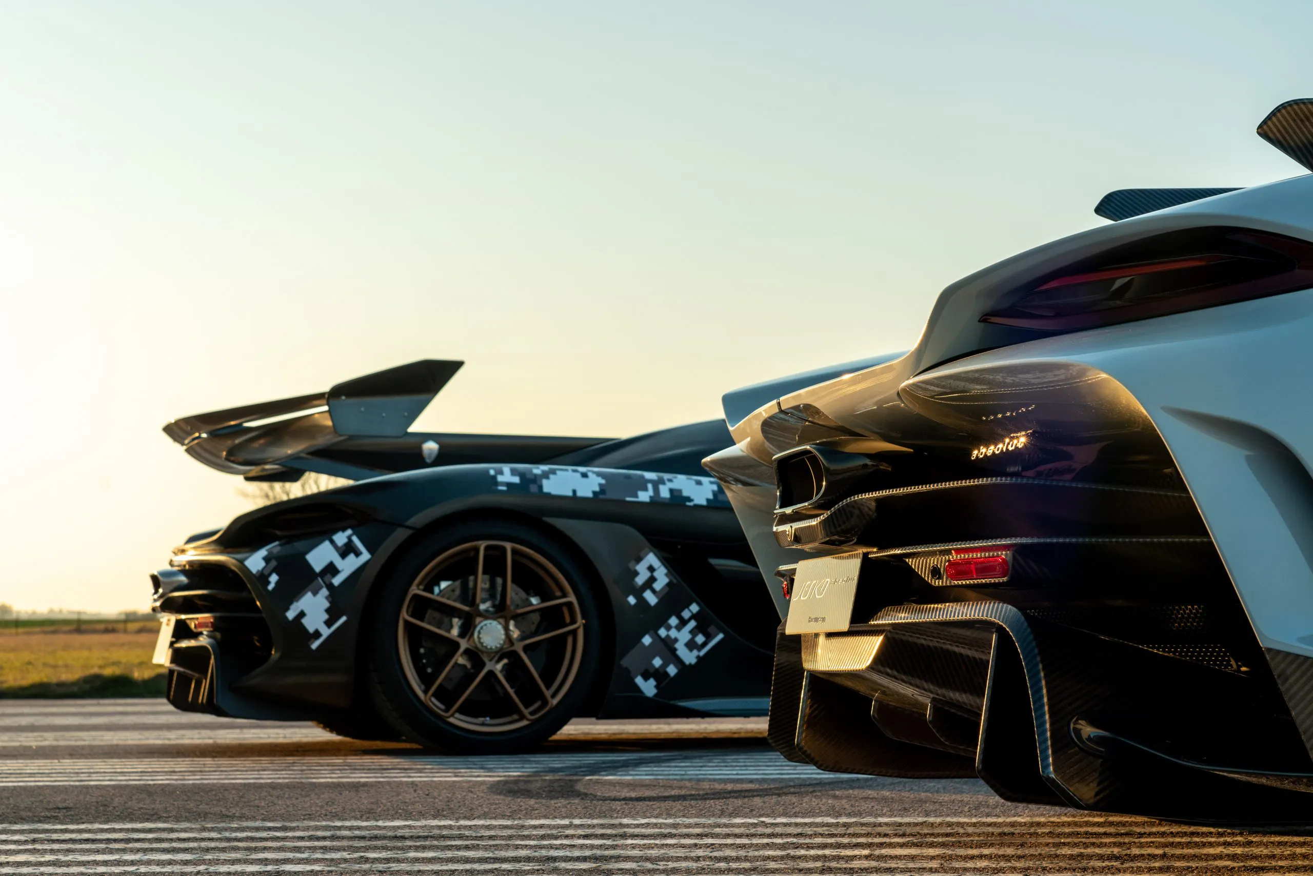 Check out all three new Koenigseggs out in the sunshine - Hagerty Media