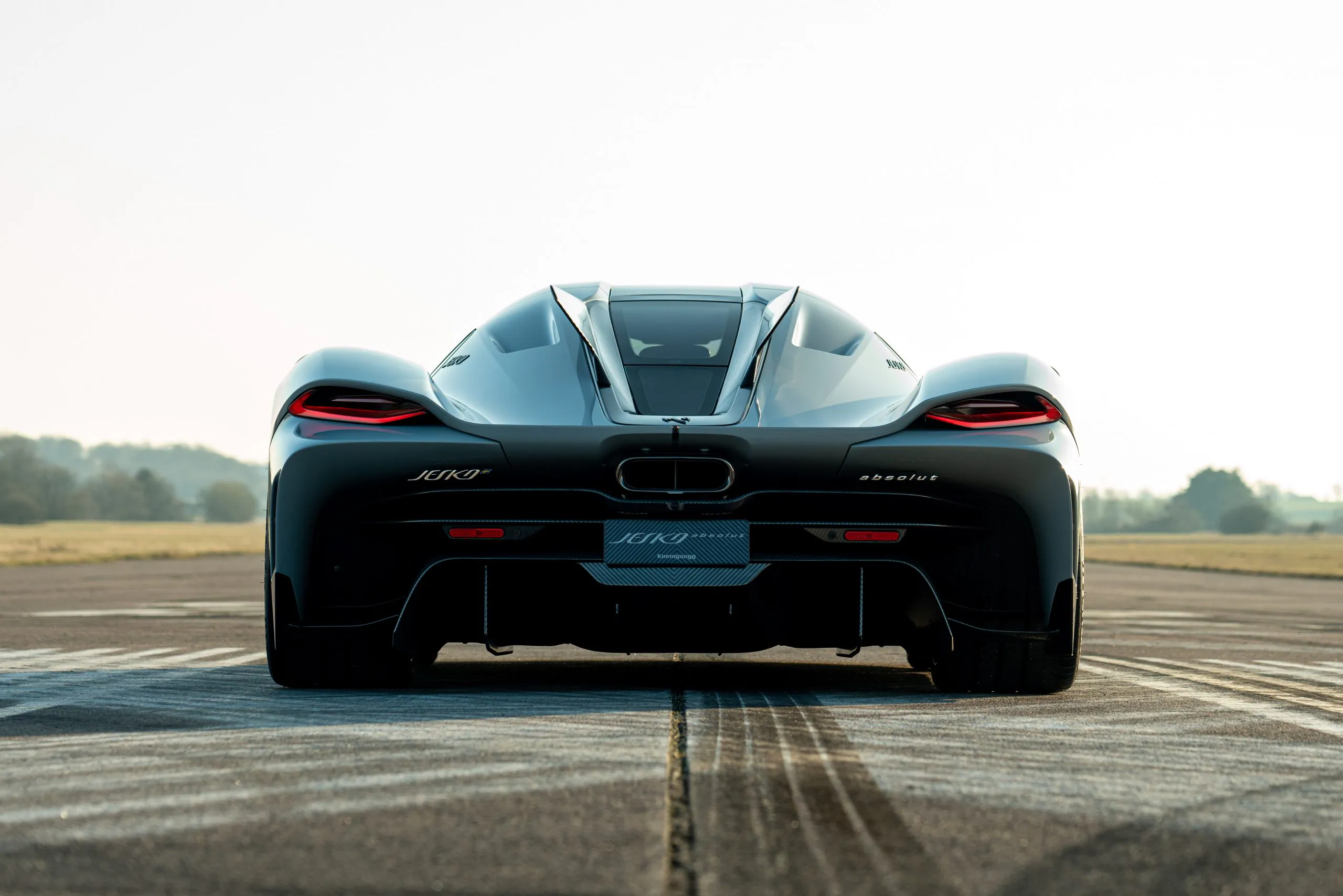 Check out all three new Koenigseggs out in the sunshine - Hagerty Media