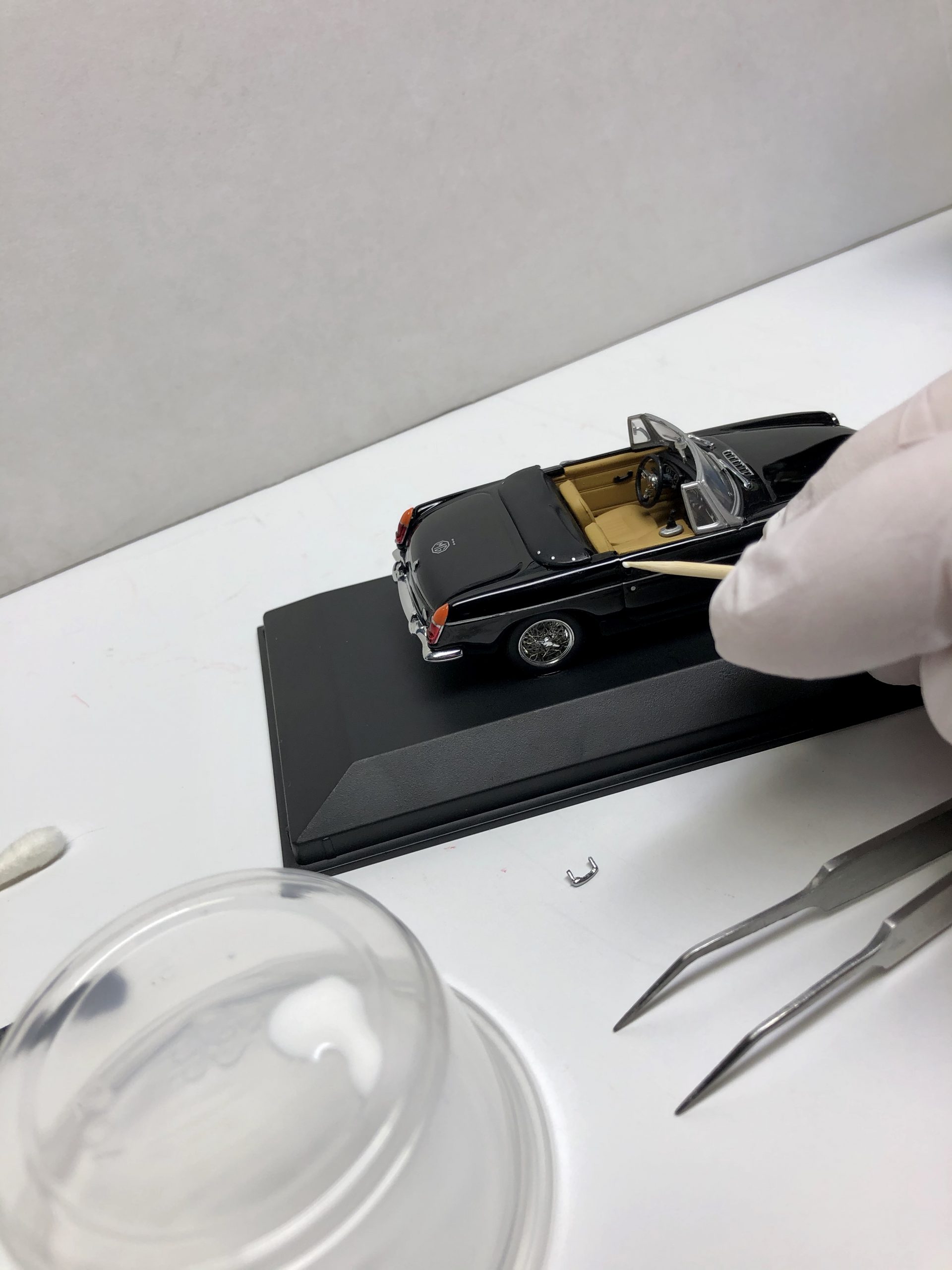 How to detail scale models and die-casts like real concours show cars ...