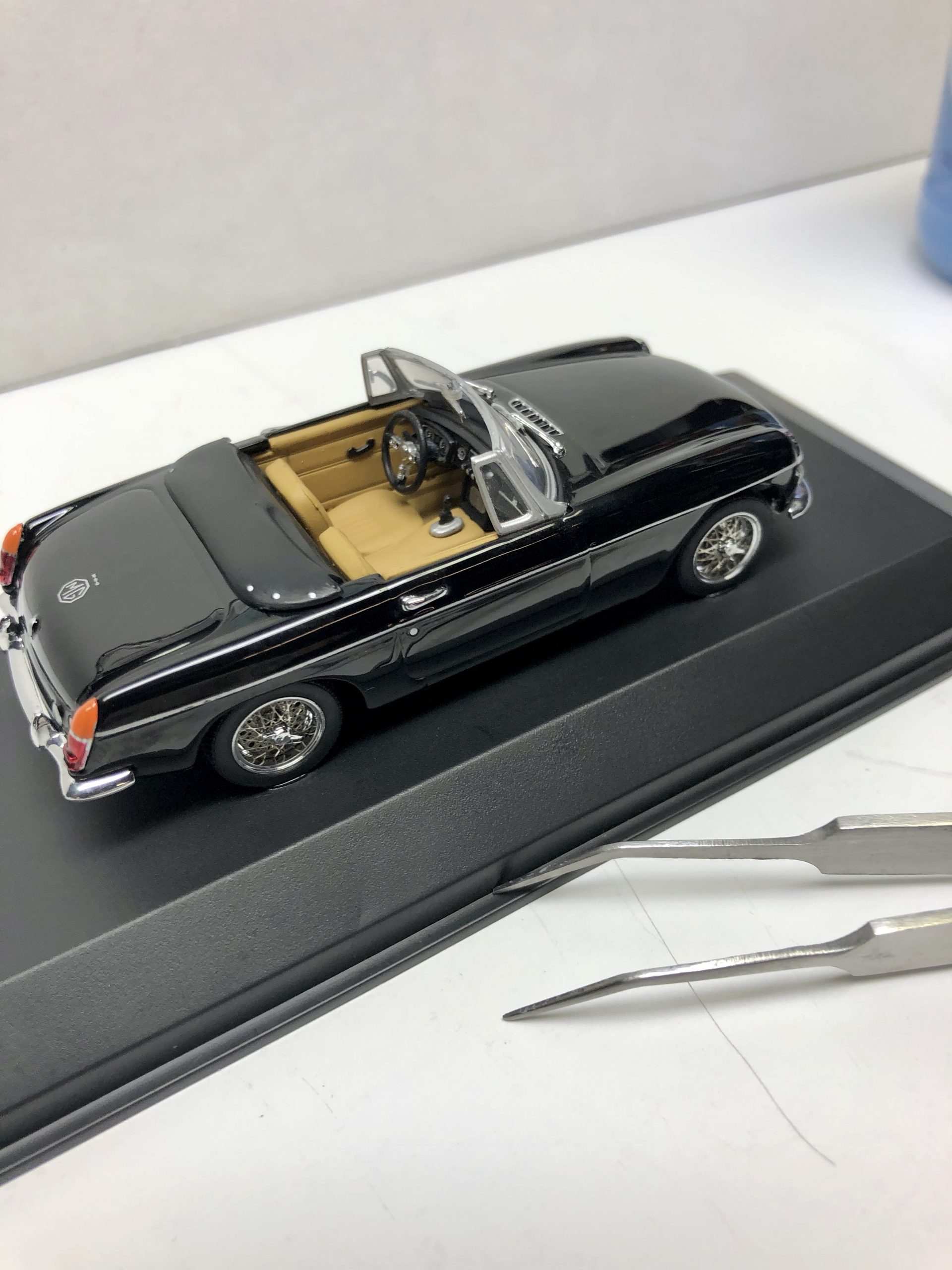 How to detail scale models and die-casts like real concours show cars ...