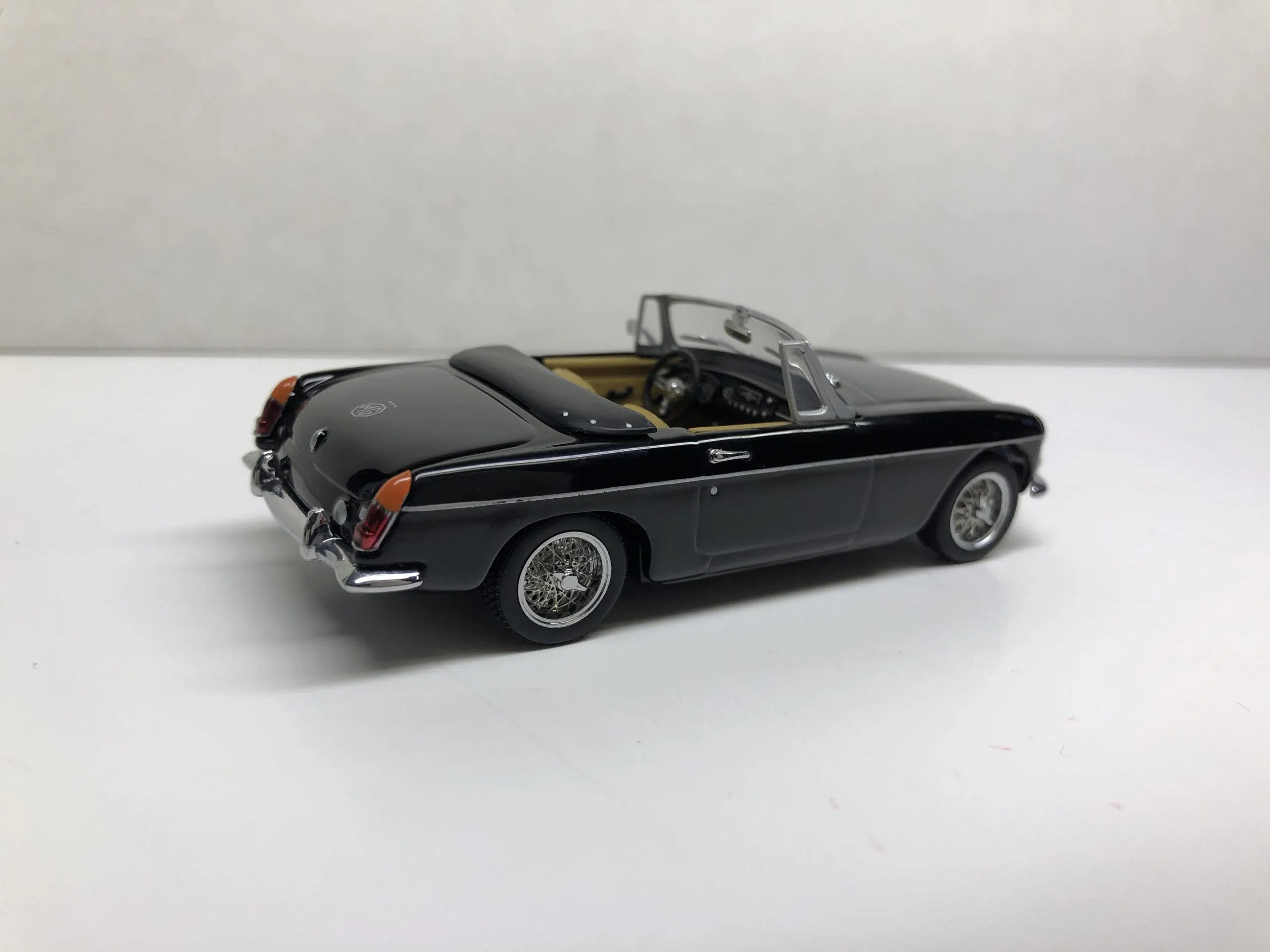 How to detail scale models and die-casts like real concours show cars ...