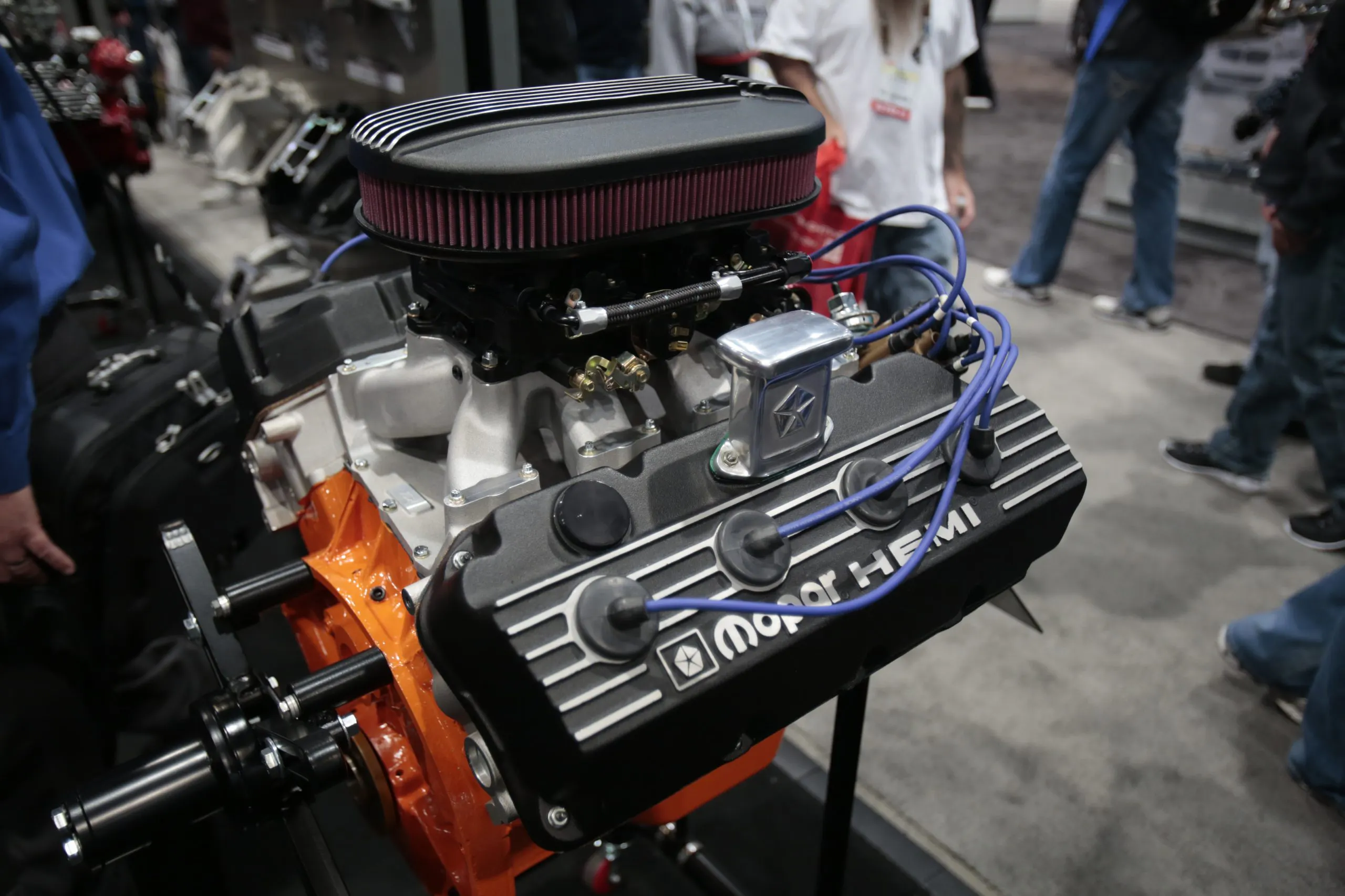 5 aftermarket V-8 valve covers to spruce up that engine bay - Hagerty Media