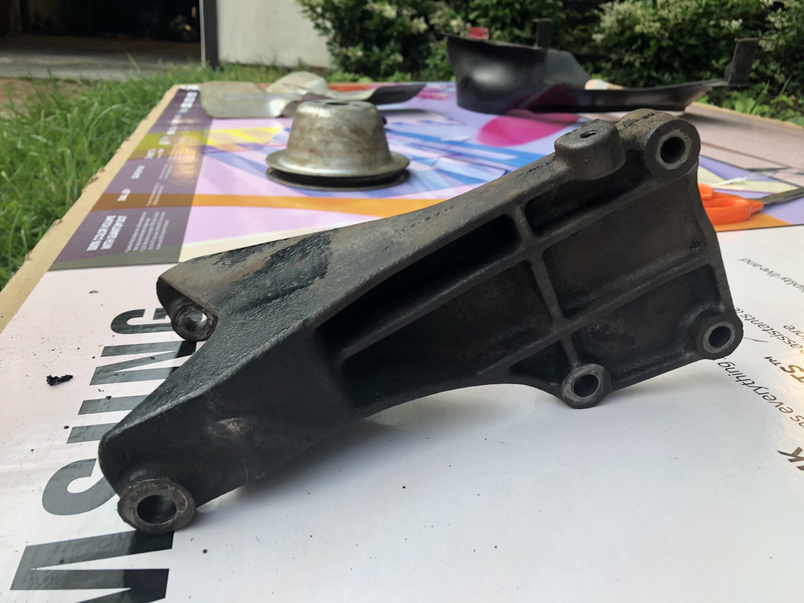 The 289 is in, but there's still a ways to go | Sunbeam Tiger engine ...