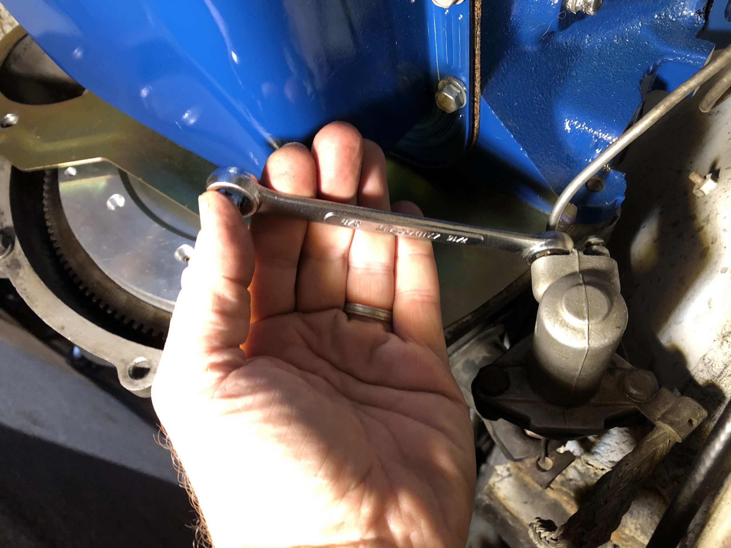 The 289 is in, but there's still a ways to go | Sunbeam Tiger engine ...