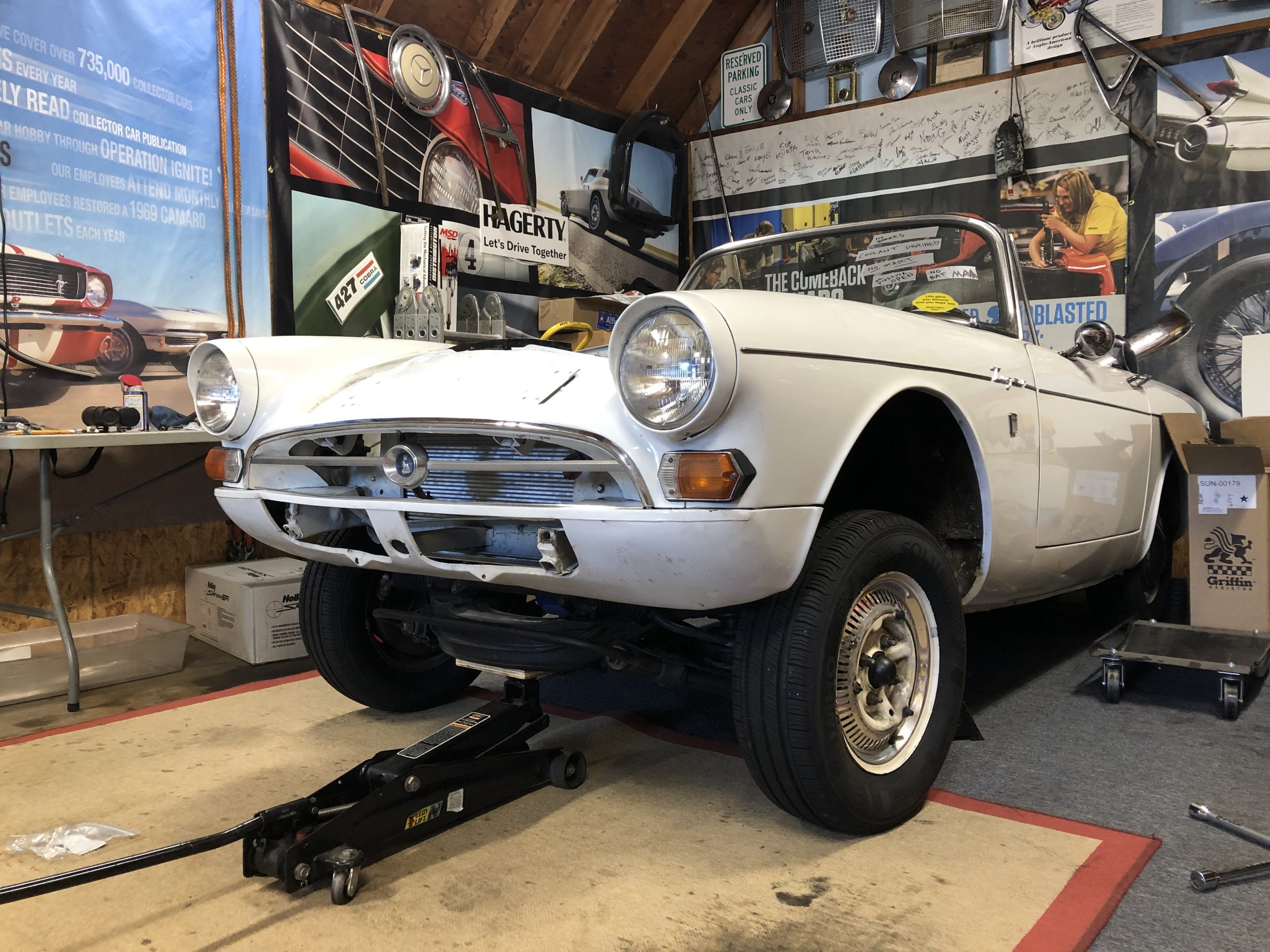 The 289 is in, but there's still a ways to go | Sunbeam Tiger engine ...