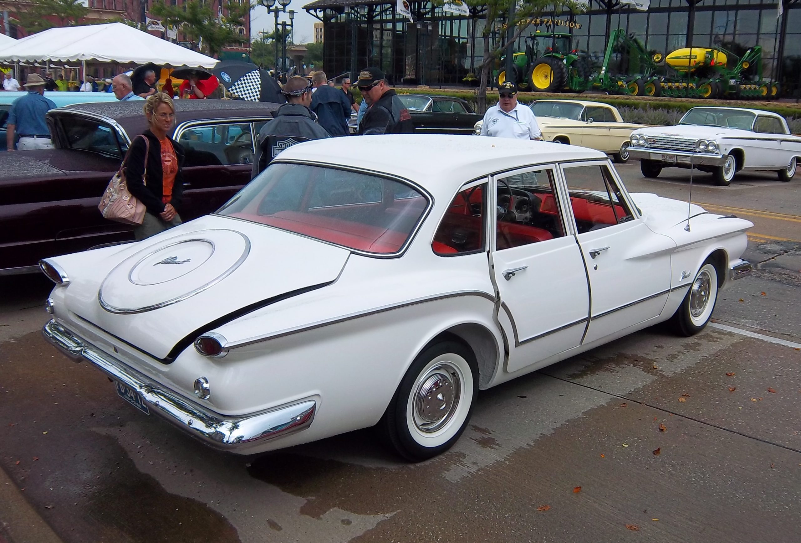 1960 Valiant V-200: Please don't call it a Plymouth! - Hagerty Media