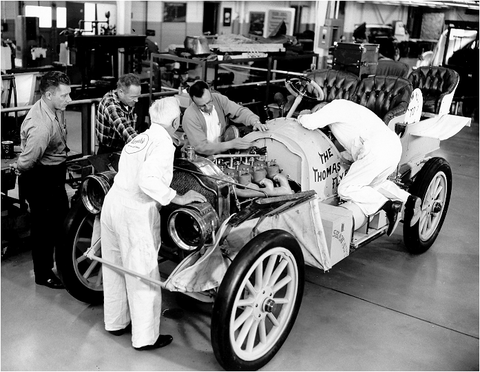 The 1907 Thomas Flyer circled the globe in 169 days—without roads or ...