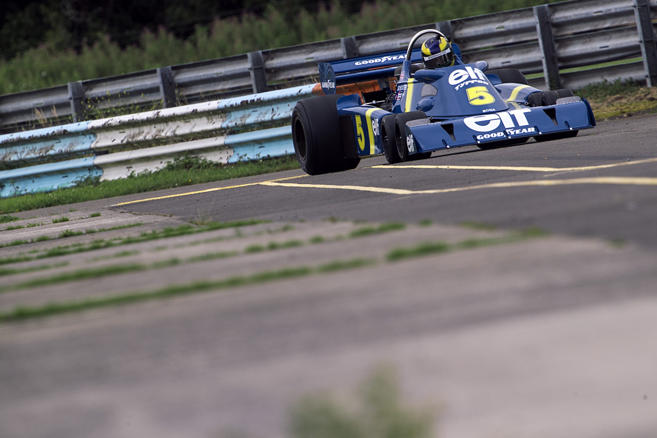 This Tyrrell P34 continuation is the six-wheel freak show reborn ...