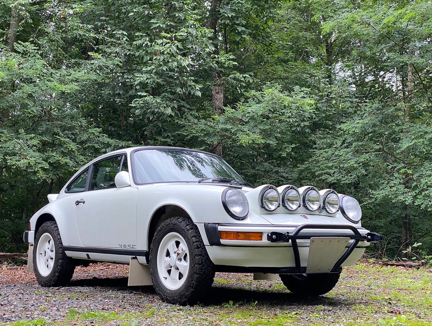 Porsche 911 "safari" conversions are rooted in a dirt-slinging rally ...