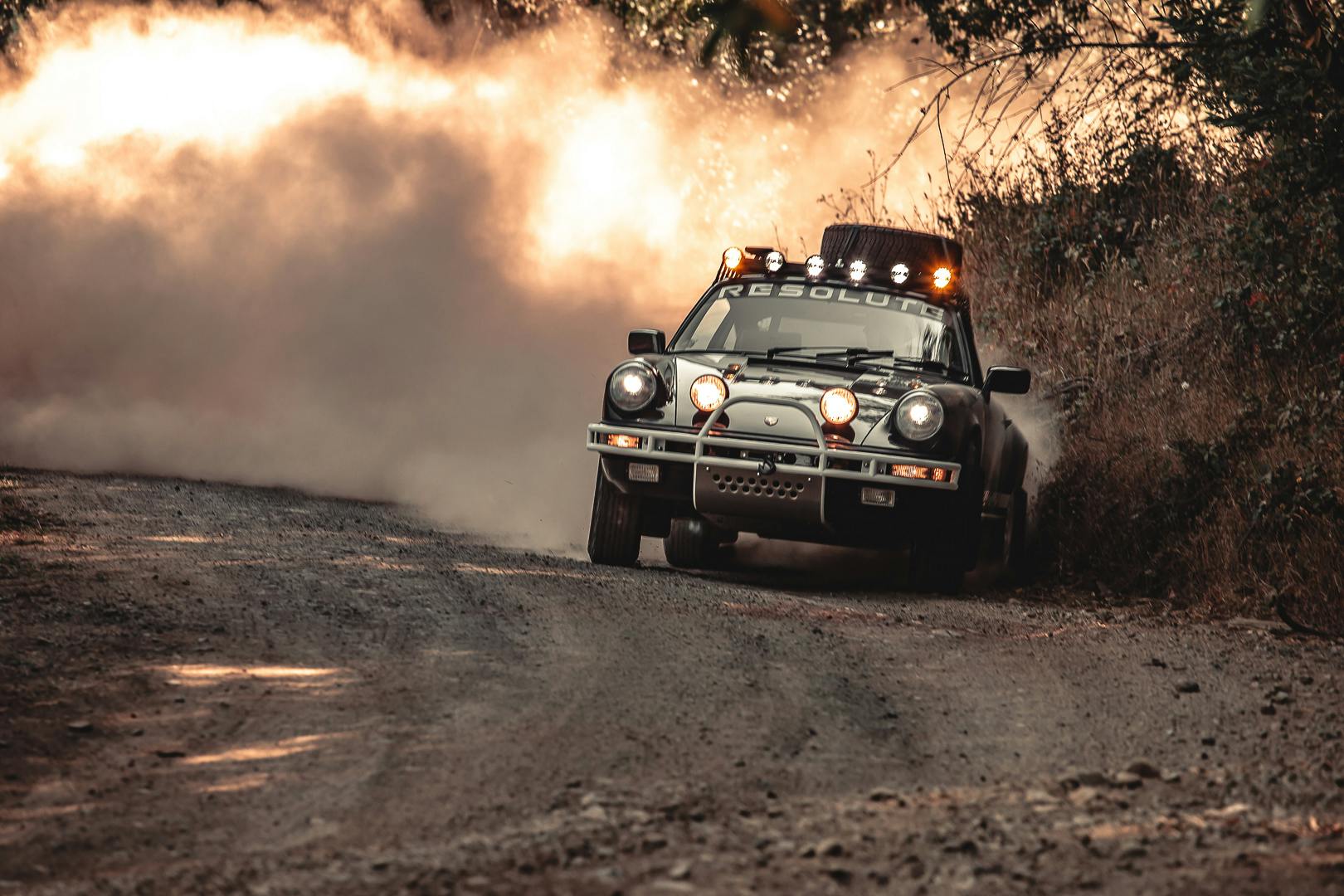Porsche 911 "safari" conversions are rooted in a dirt-slinging rally ...