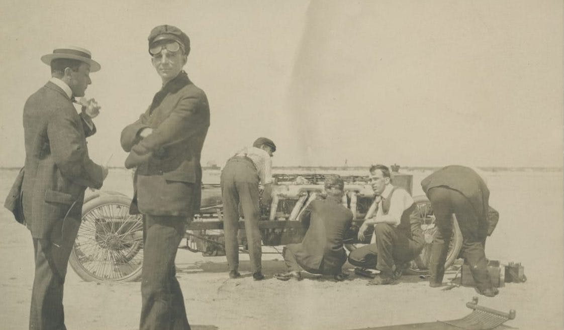 Ford vs. Everyone (including Chevrolet) at the dawn of American car ...