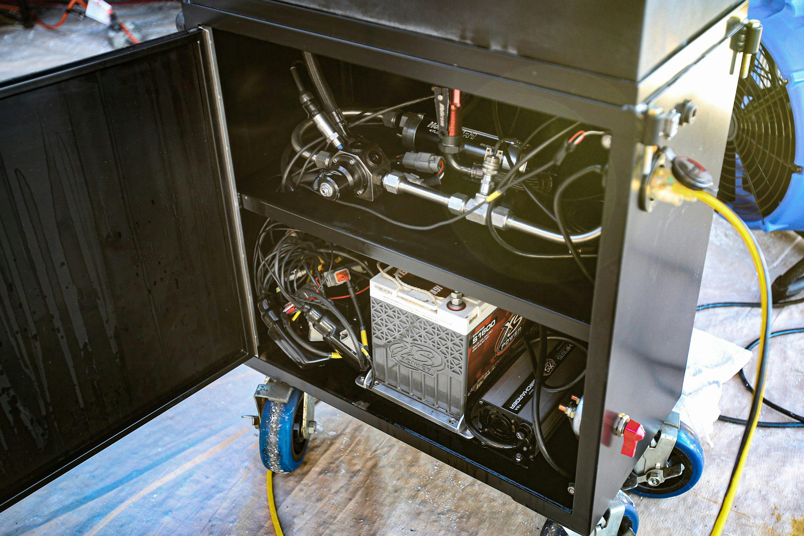 The Speed Demon streamliner becomes world's fastest piston-powered car ...