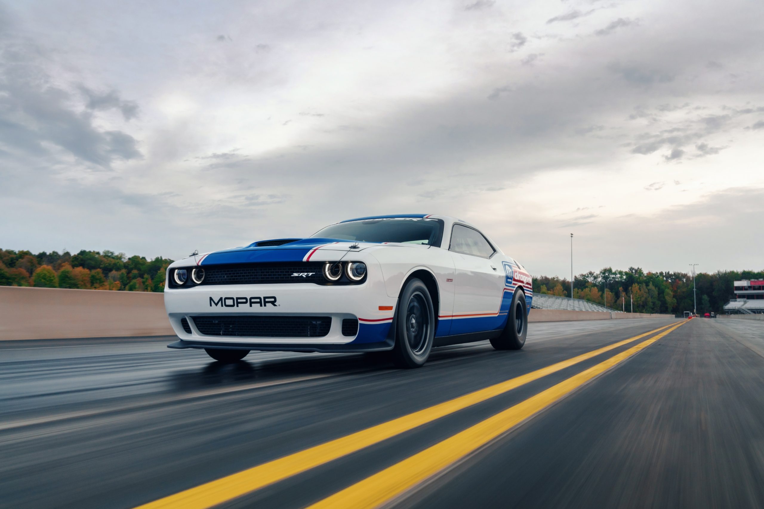 Dodge Challenger Drag Pak boasts bigger blower, revamped rear ...