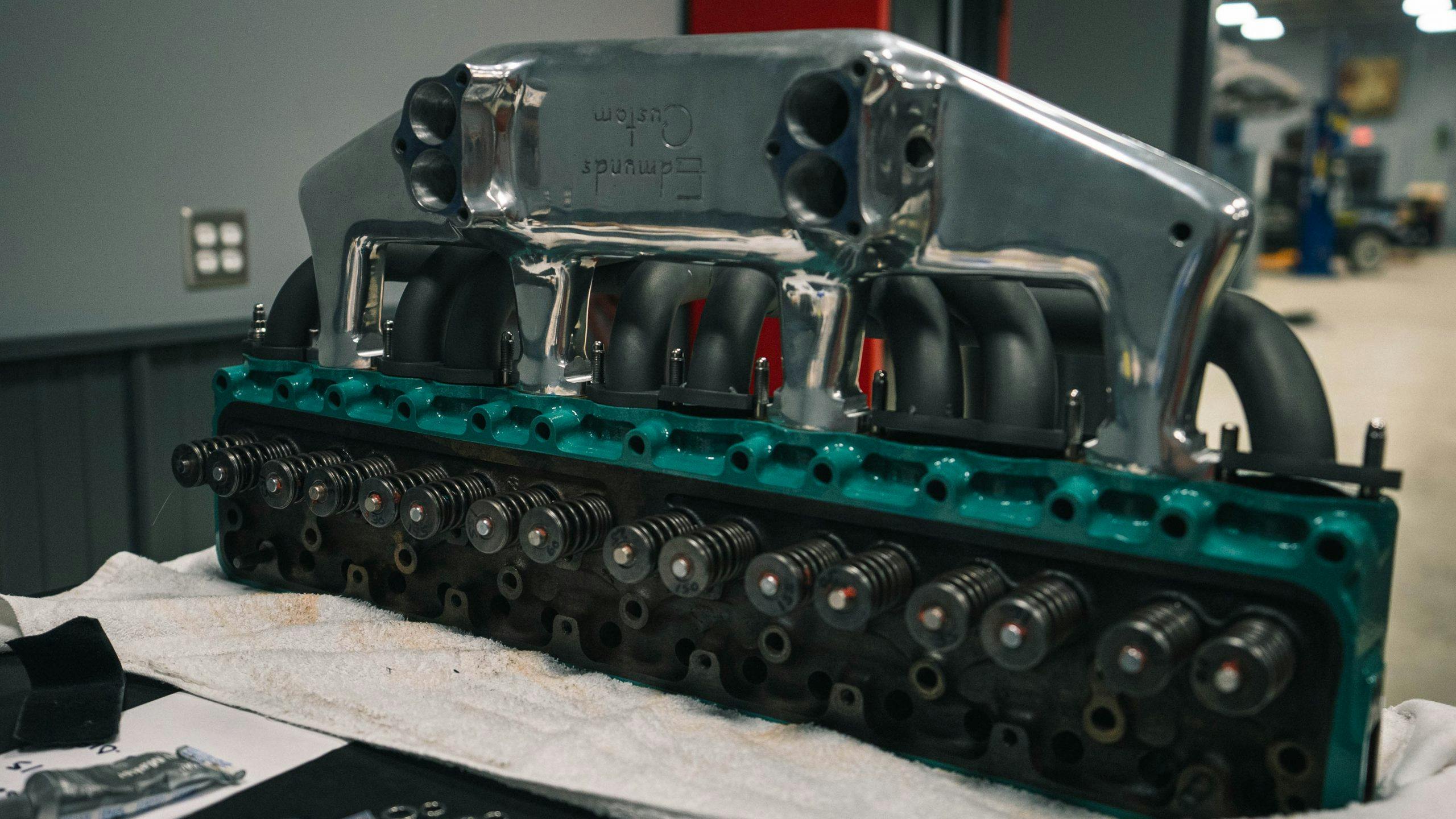 Fitting a Buick Straight 8 aftermarket exhaust and intake manifold ...