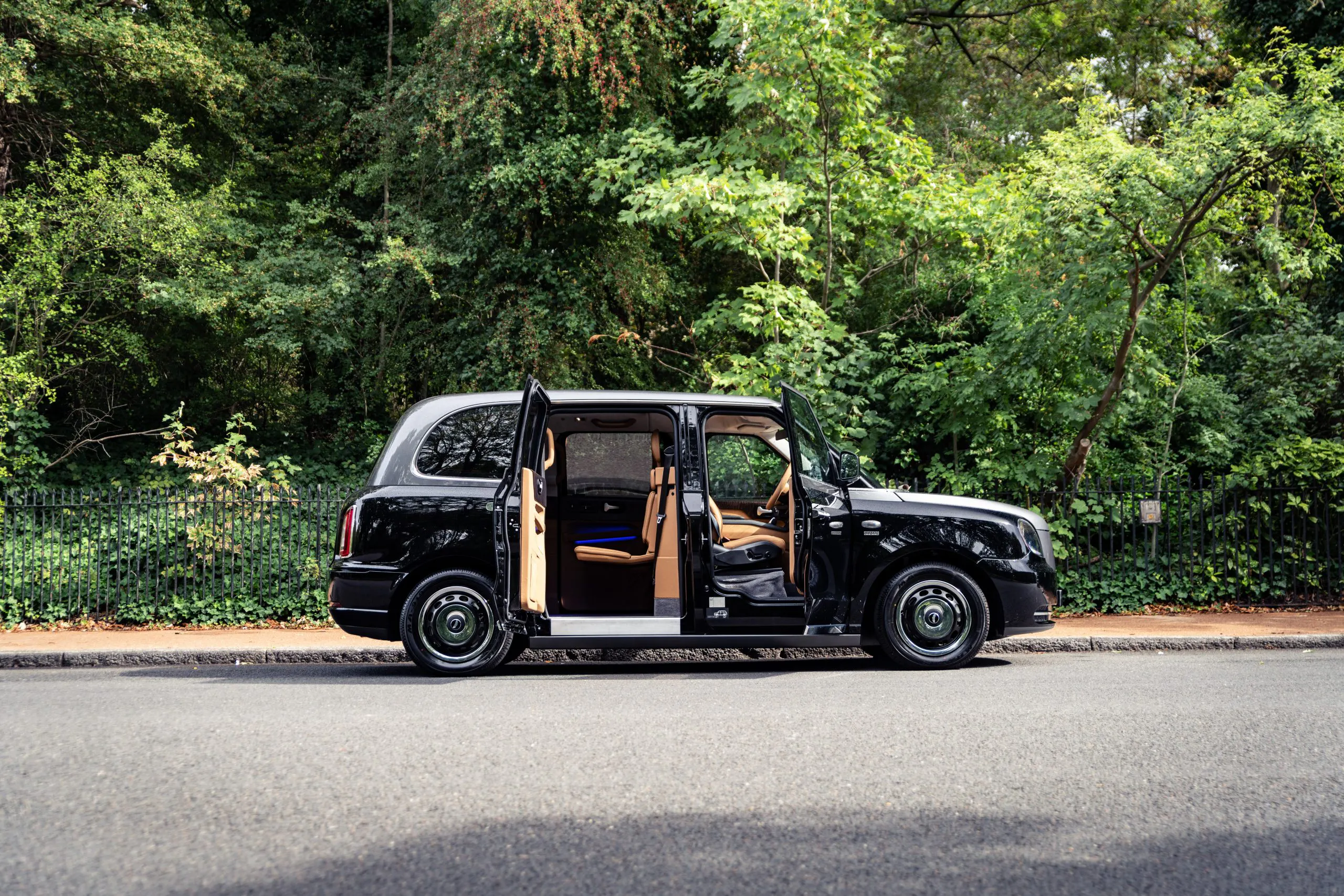 Coachbuilder turns iconic London taxi into a luxury limo - Hagerty Media