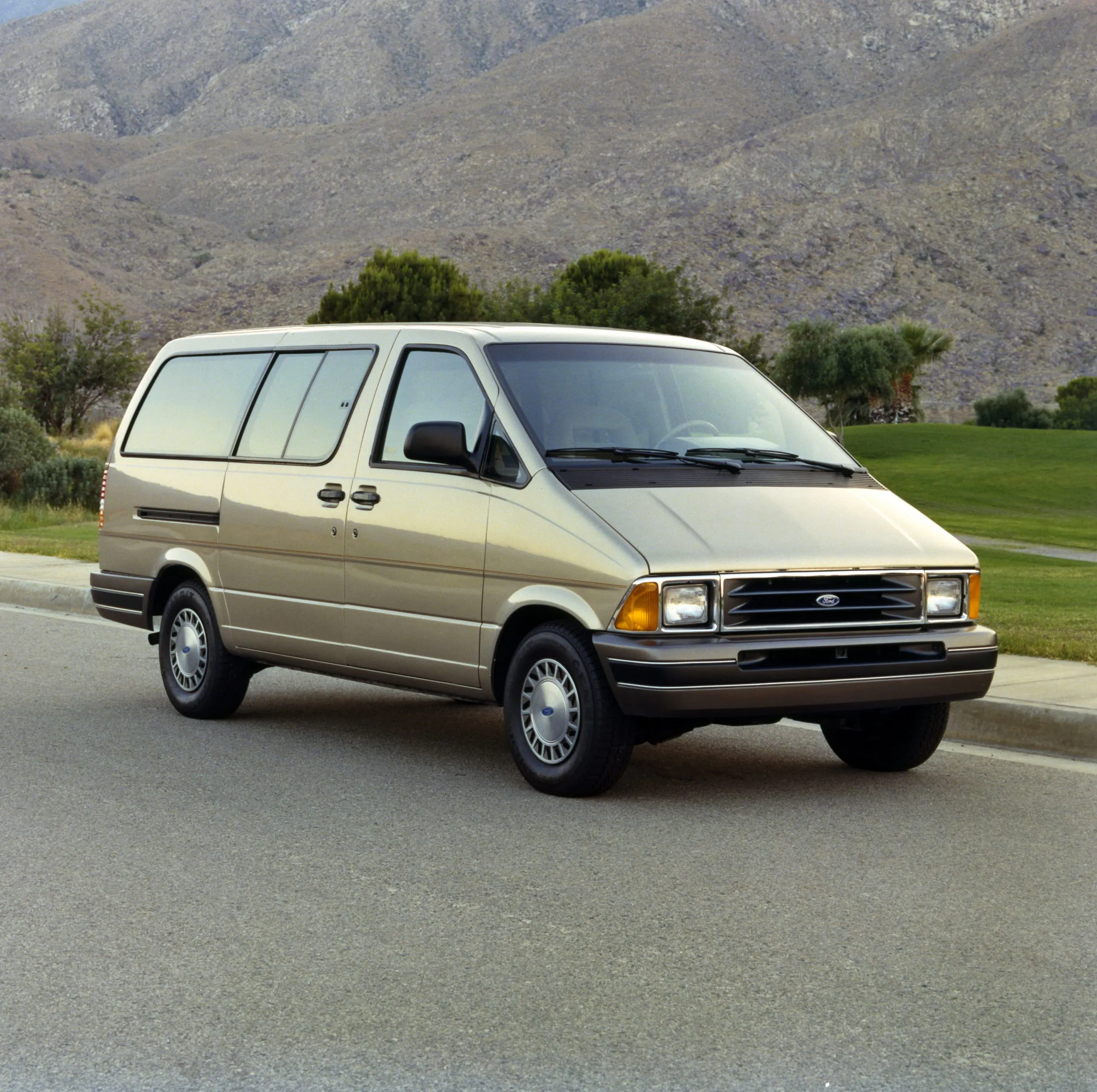 The Ford Aerostar, overshadowed by Chrysler's minivans, has faded into ...