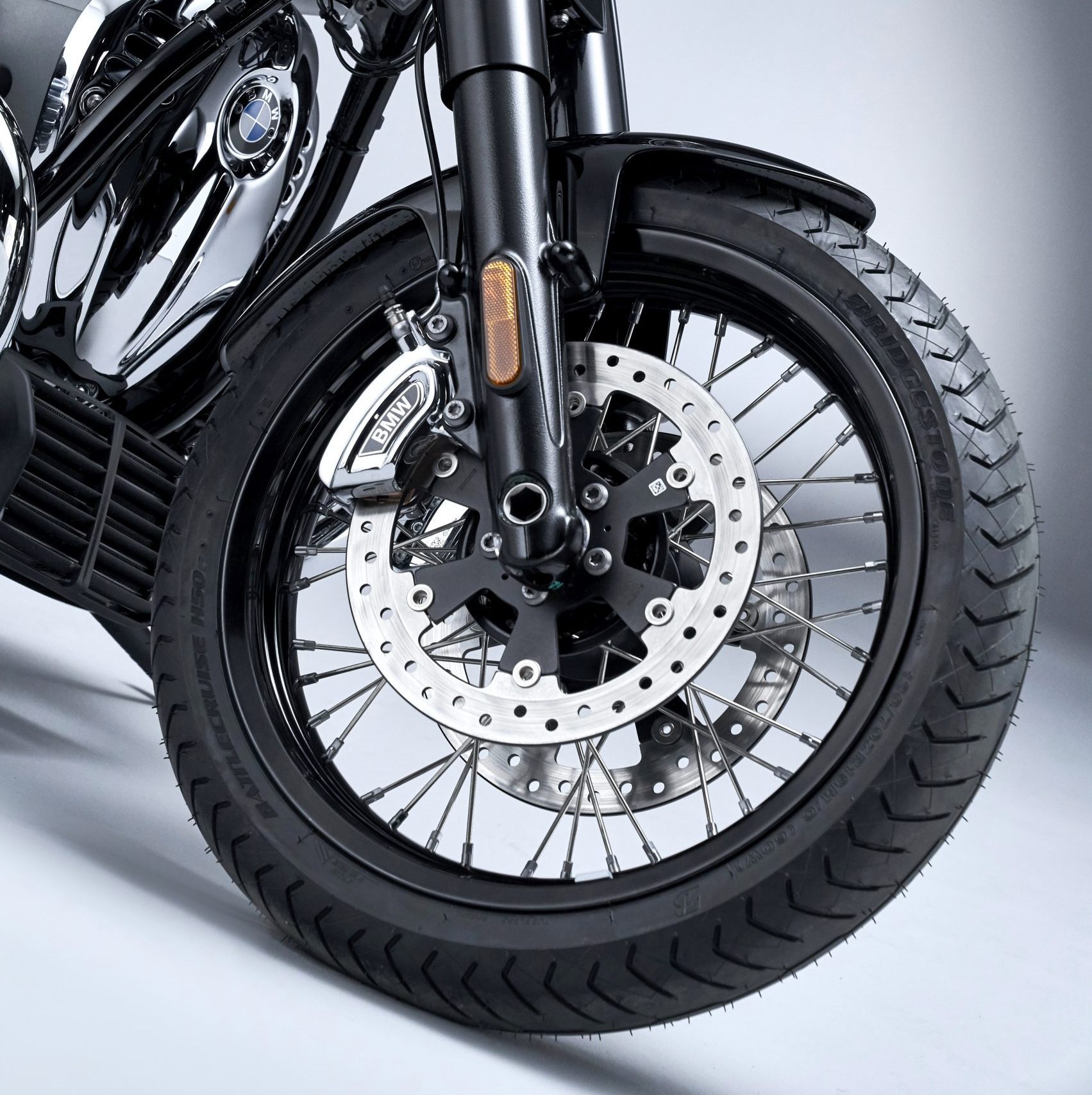 13 tech details that make BMW R18 a retro-modern marvel - Hagerty Media