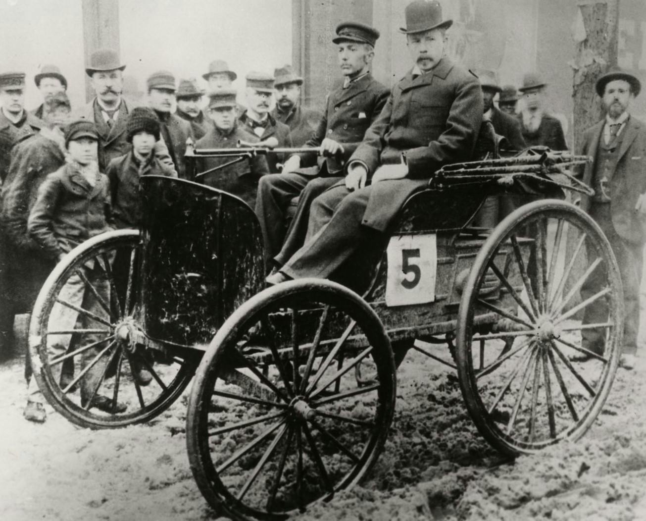 The first-ever U.S. car race in 1895 was survival of the fittest ...