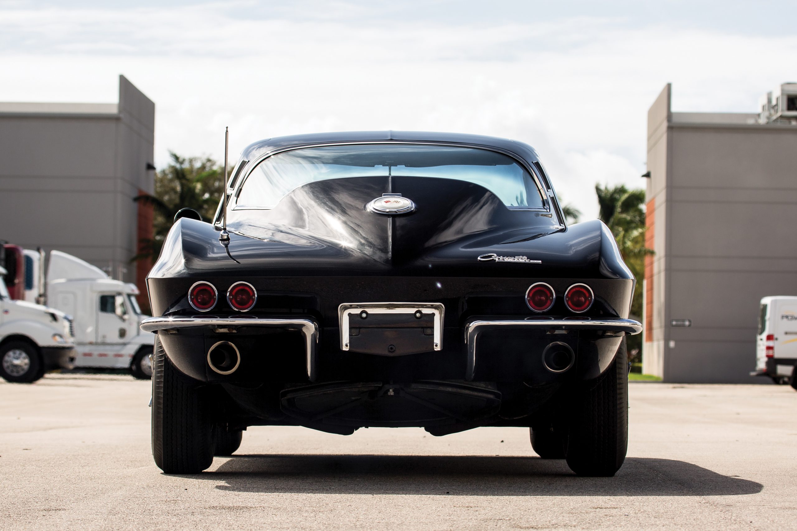 Your handy 1963–67 Chevrolet Corvette (C2) buyer's guide - Hagerty Media