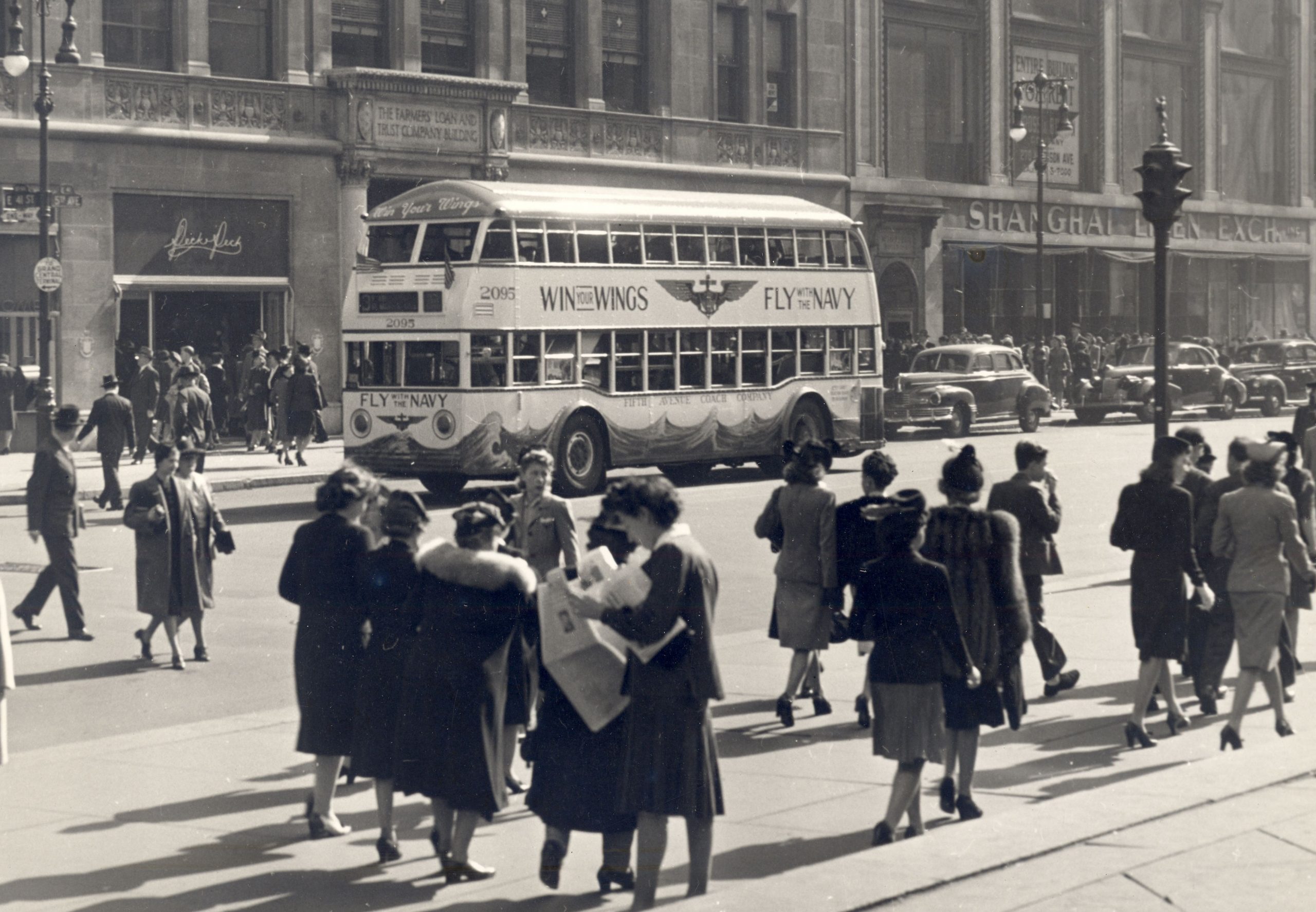 Catching a Fifth Avenue double-decker bus ride into the past - Hagerty ...