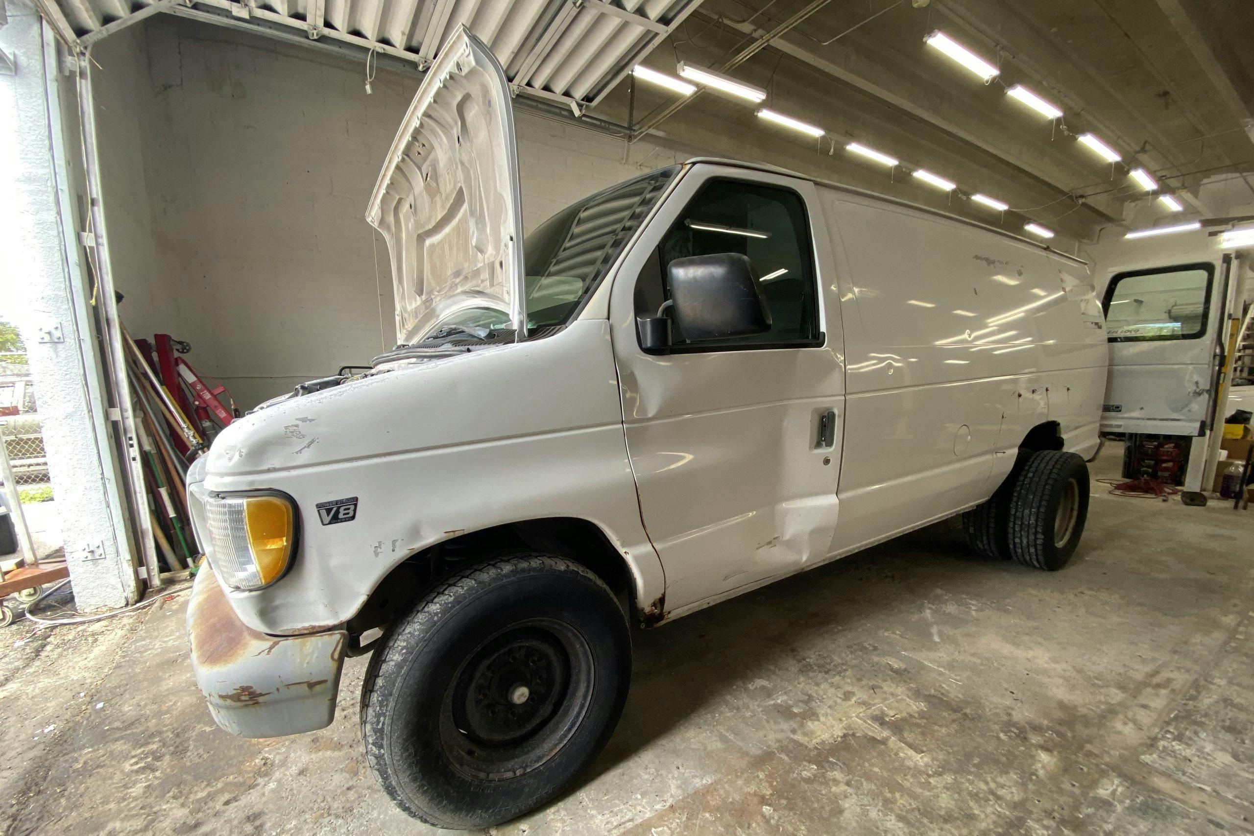 Watch this E350 Ford van get hacked down for a pickup chassis swap ...