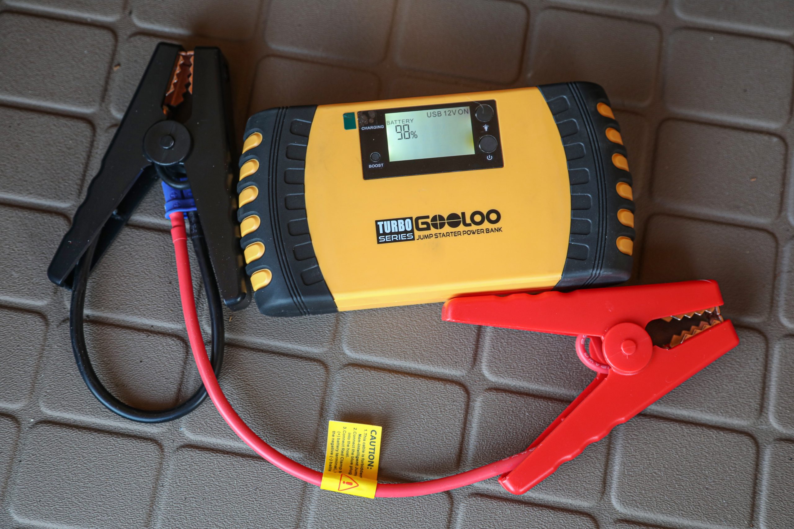 3 handy electronic tools to keep in your modern classic - Hagerty Media