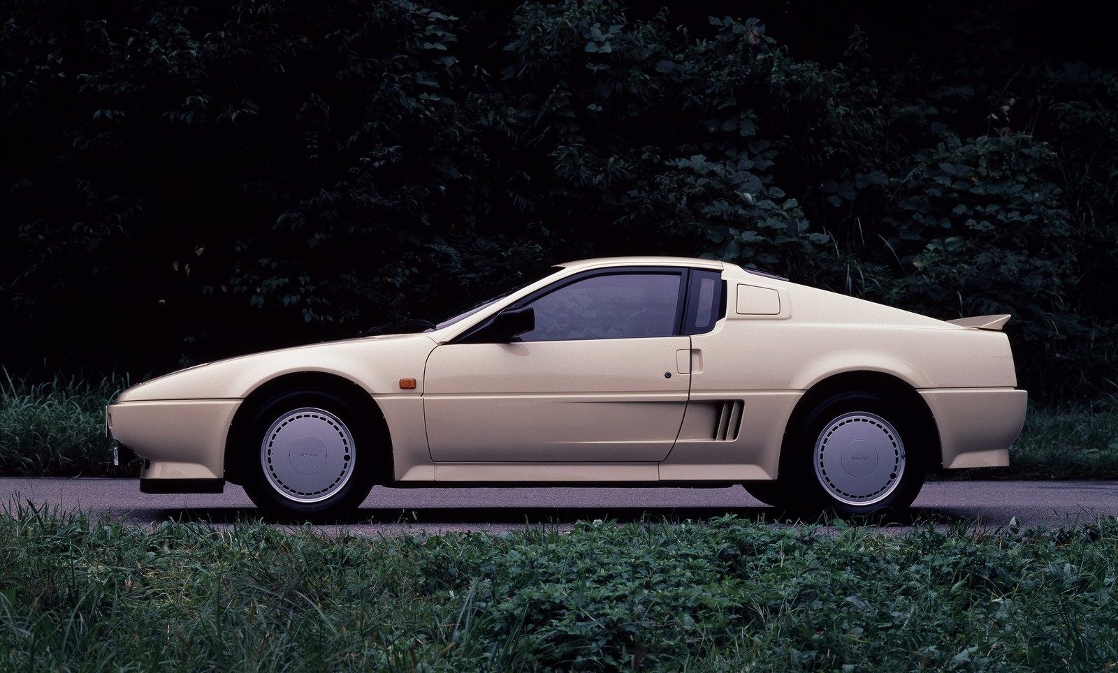 Where the NSX succeeded, these 3 mid-engine Japanese moonshots failed ...
