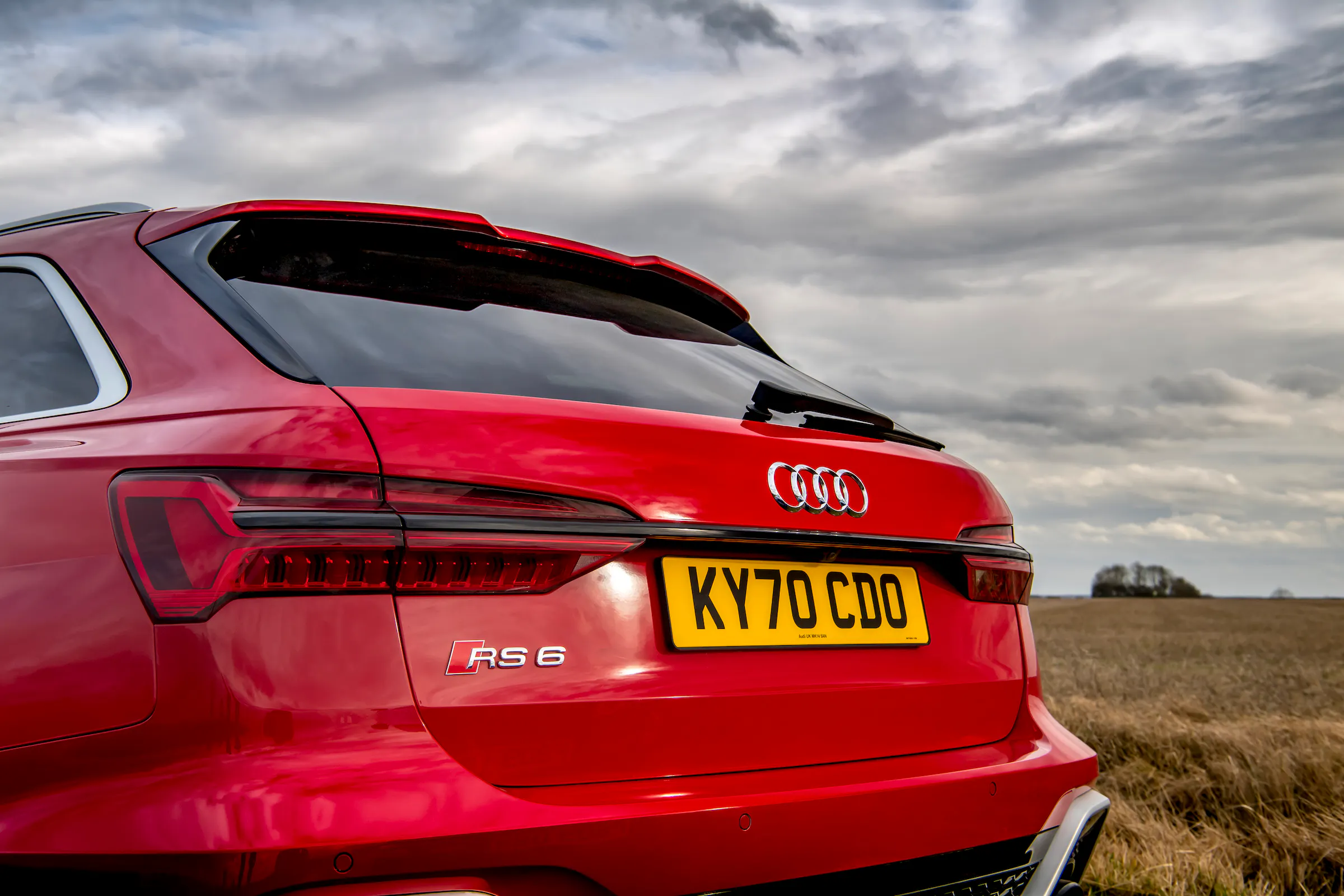 Avant-garde: Audi RS2 vs Audi RS 6 - Hagerty Media