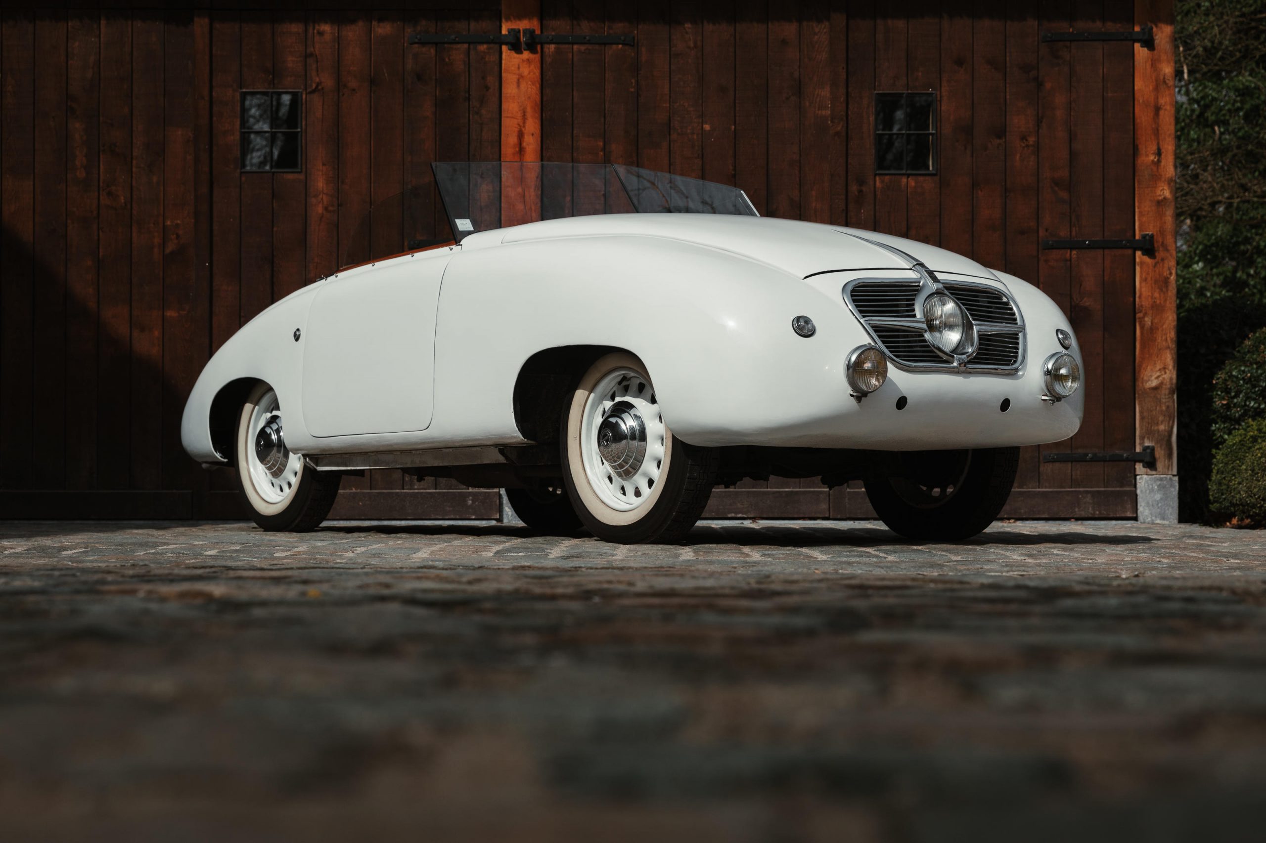 This Georges Irat roadster is a one-eyed French oddball from 1949 ...
