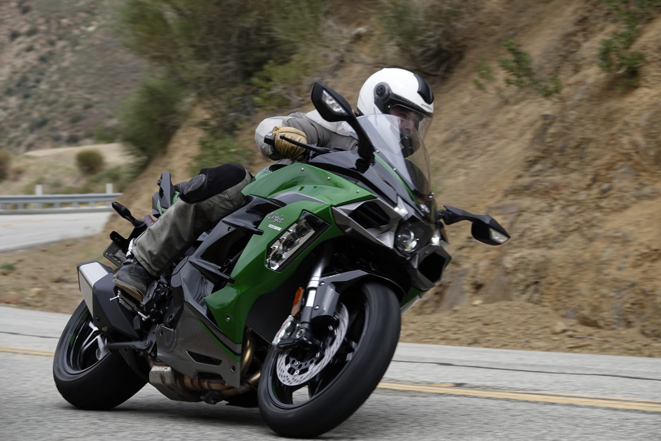 Spiced-up “base” R8 promises a drifty good time, Lexus' new LX inbound ...