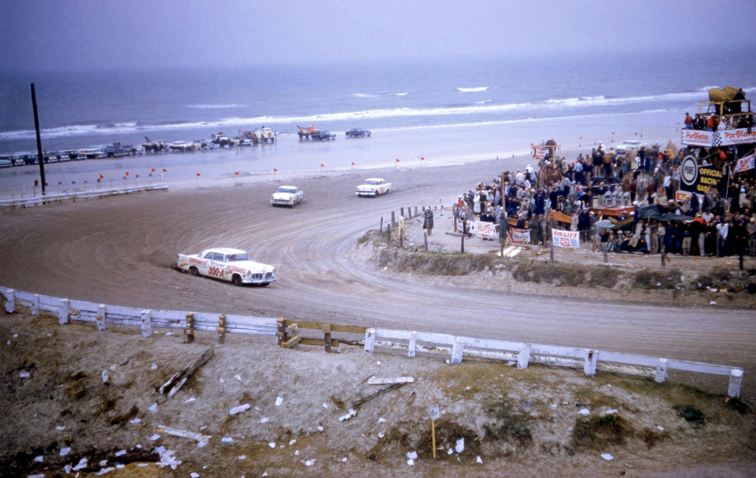 Hemi: How Chrysler drew a dome and forged a dynasty - Hagerty Media