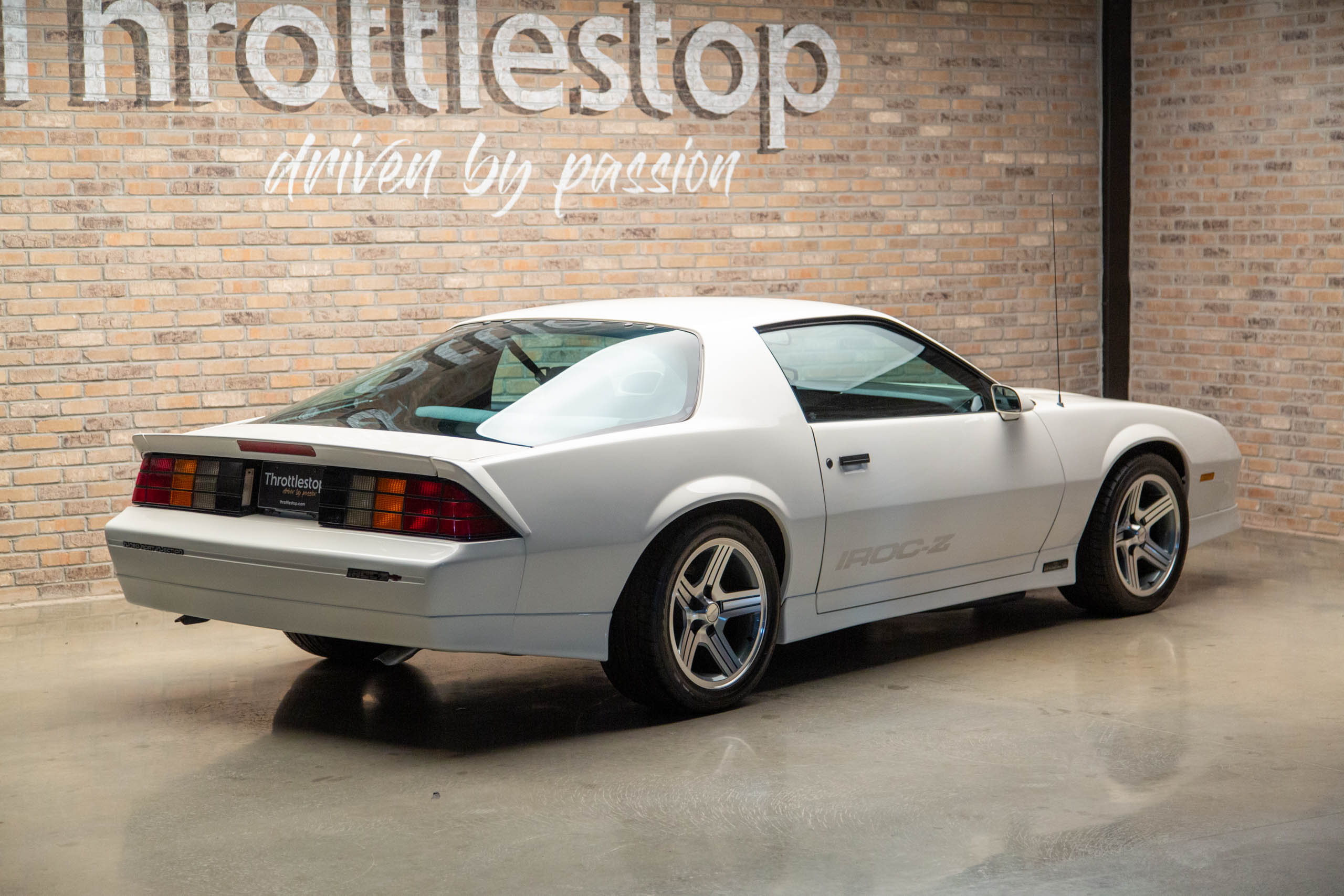 The Camaro IROC-Z 1LE is a red-blooded ’80s showroom stock racer that ...