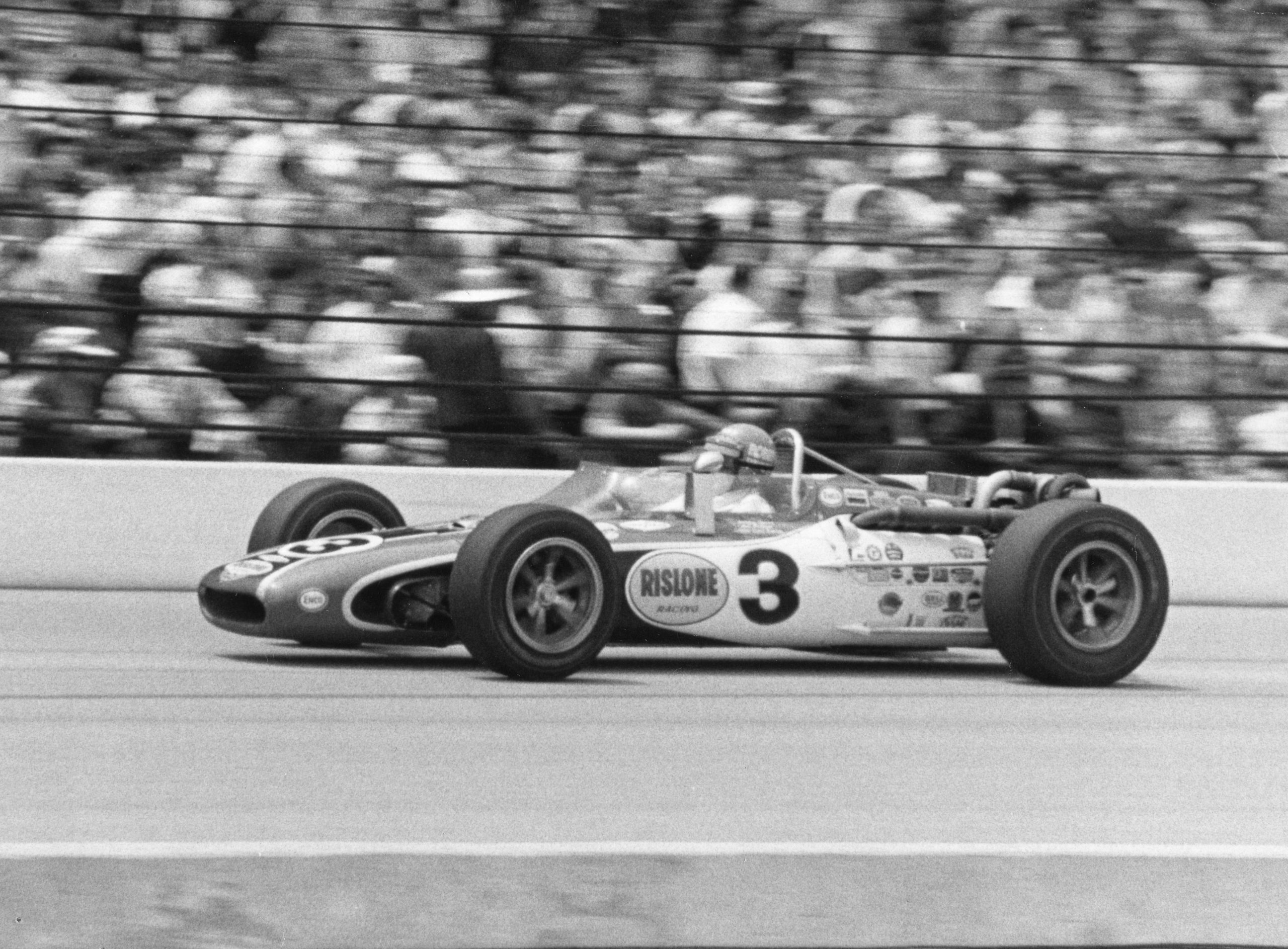 Bobby Unser, Indy and Pikes Peak racing legend, dies at 87 - Hagerty Media