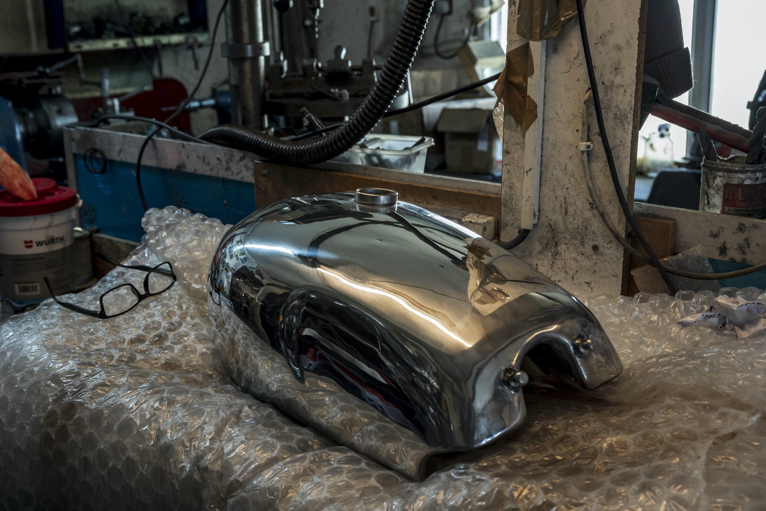 Tanked up: Learning to make aluminum fuel tanks with Tab Classics ...