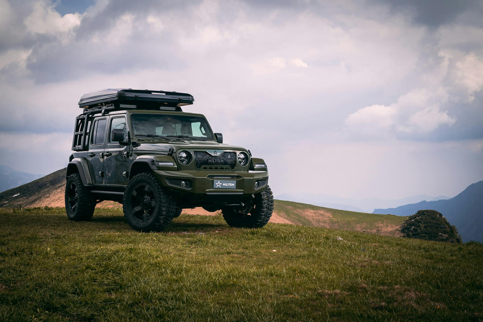 Buy Bono’s Benz, see 2022’s F1 car, Mini celebrates 60 - Hagerty Media