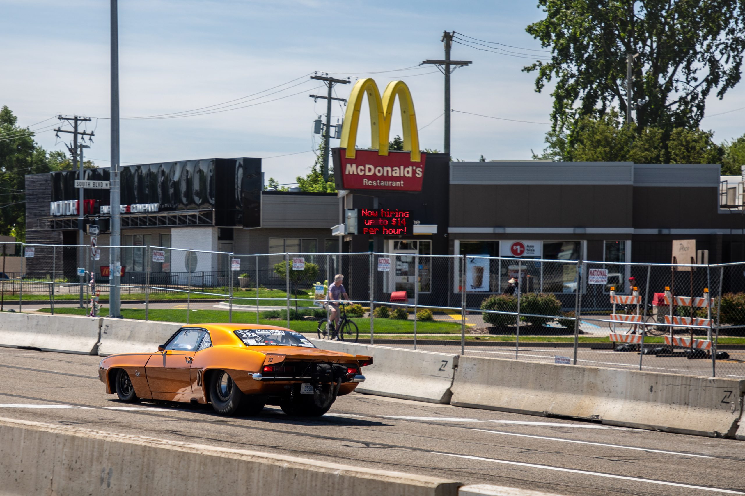 Roadkill Nights 2021: Detroit's drag-racing heart is pumping strong ...