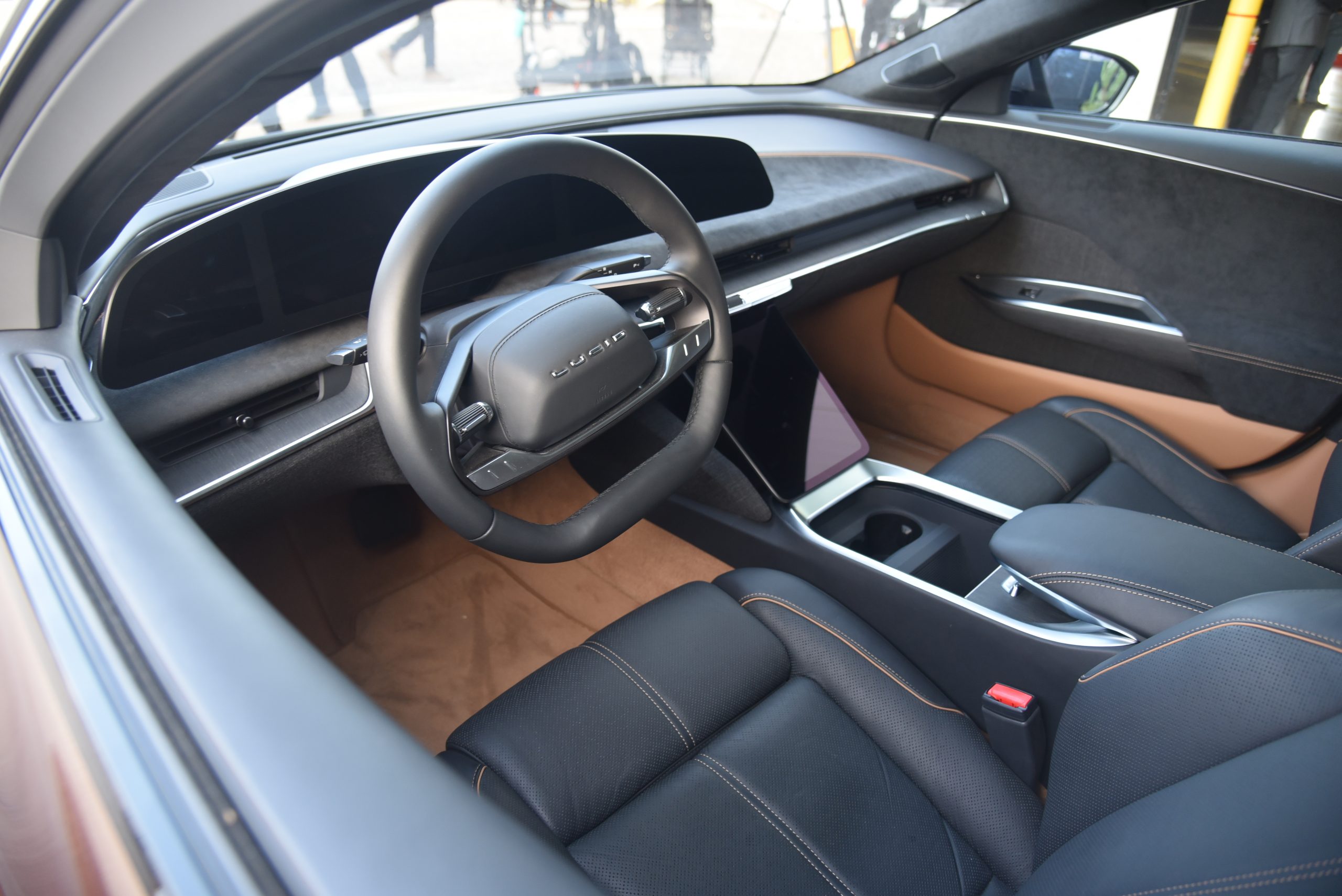 First Look Review: 2022 Lucid Air Dream Edition Range - Hagerty Media