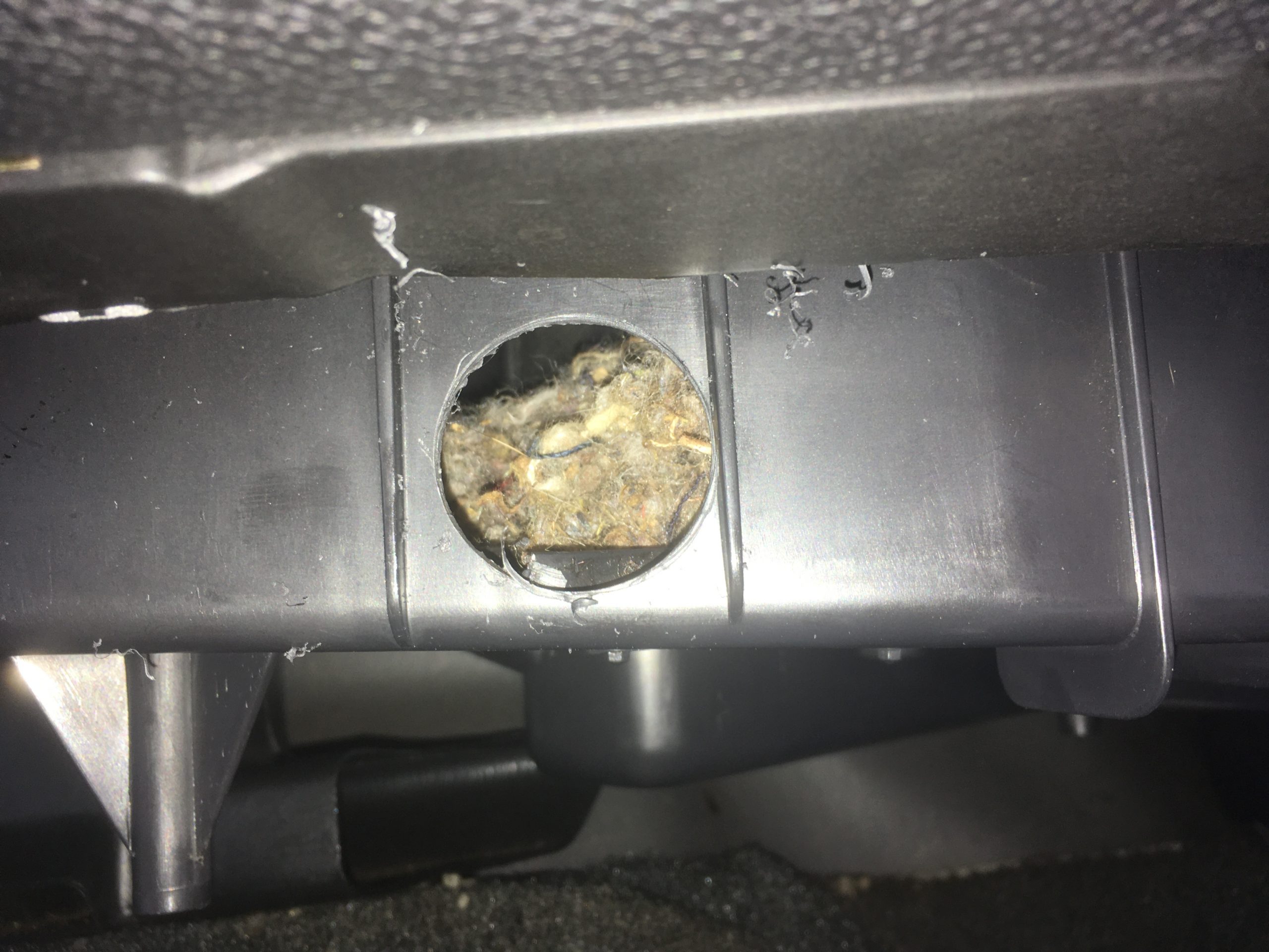 Final chapter of the disgusting, mouse-infested truck: The heater box ...
