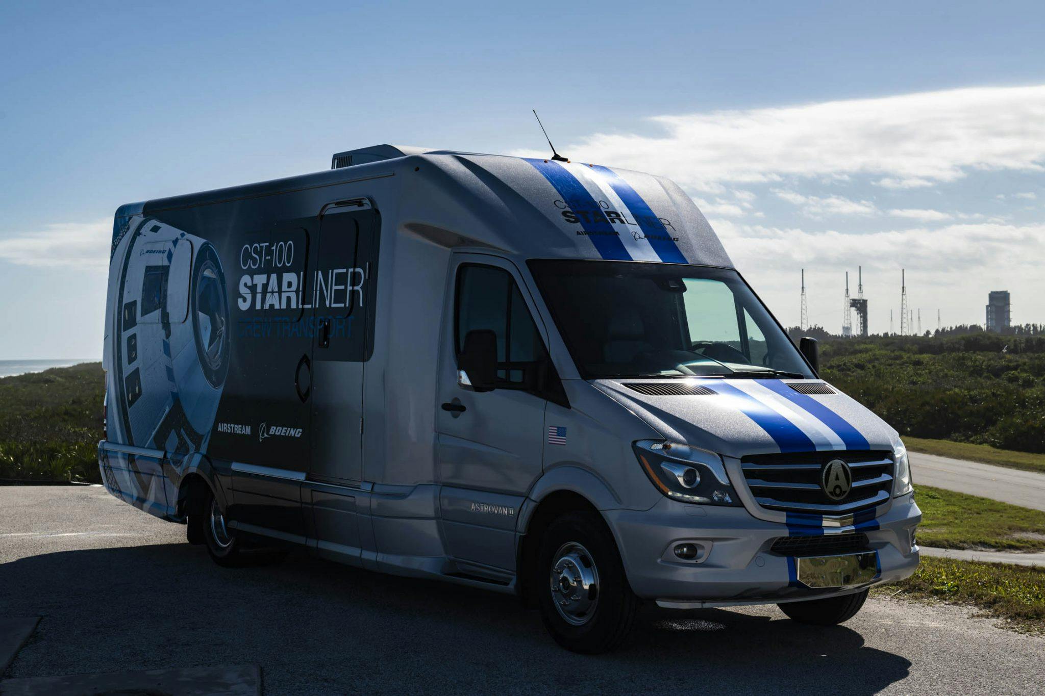 NASA’s beloved ’83 Astrovan may be refurbished for the next lunar ...