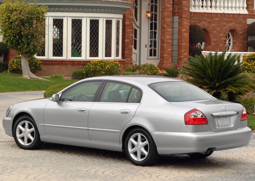 Rearview cameras have been around longer than you think - Hagerty Media