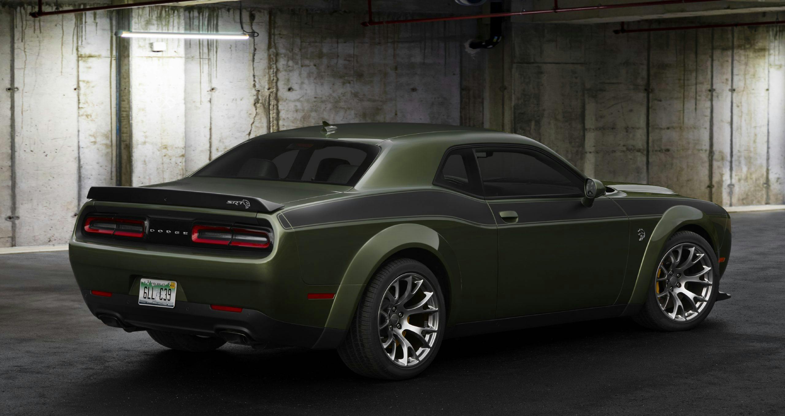 Dodge Challenger and Charger get fully unlocked with 807-hp Jailbreak ...