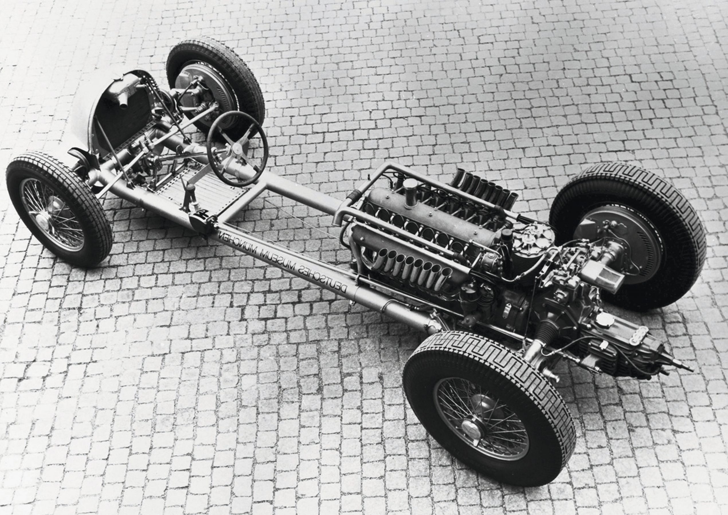 16 cylinders and 270 mph, in 1938: The Auto Union V-16 was an audacious ...