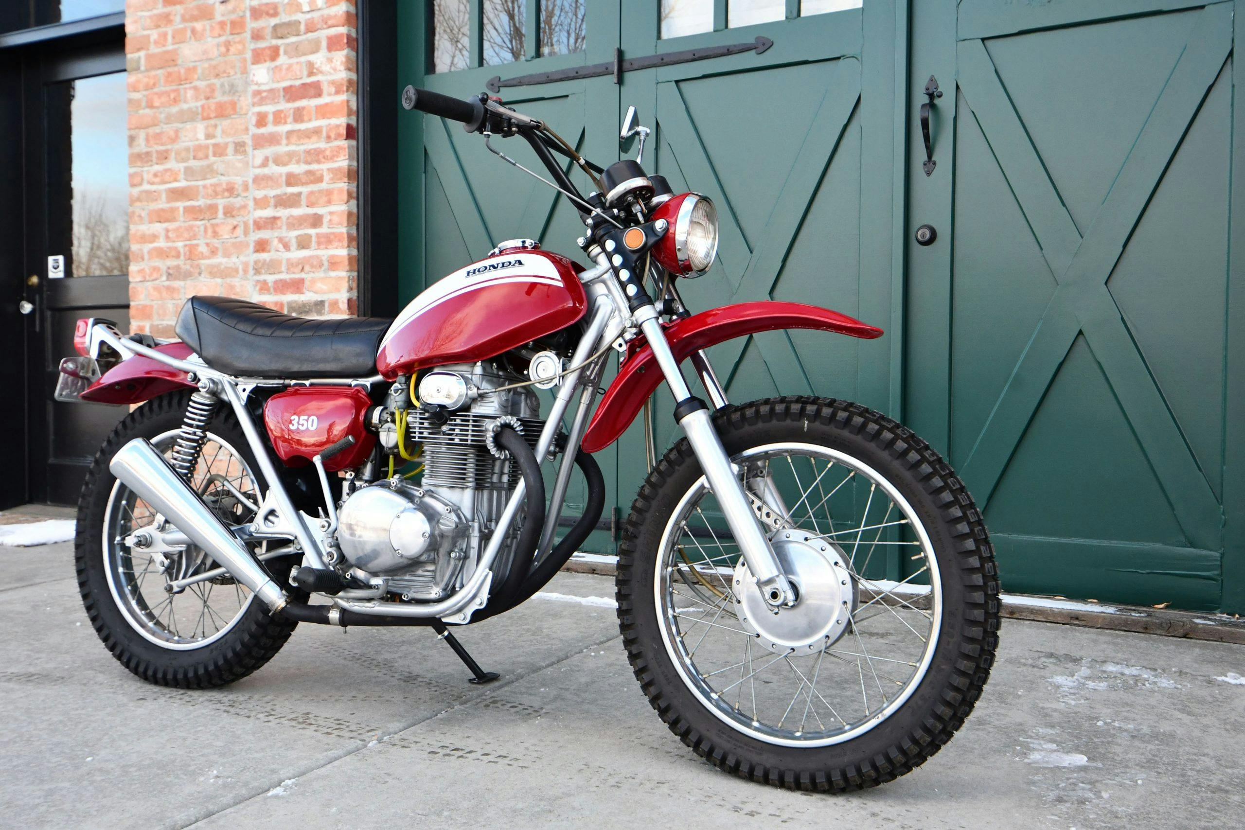 Show your "true grit" riding this Honda SL350 once owned by John Wayne ...