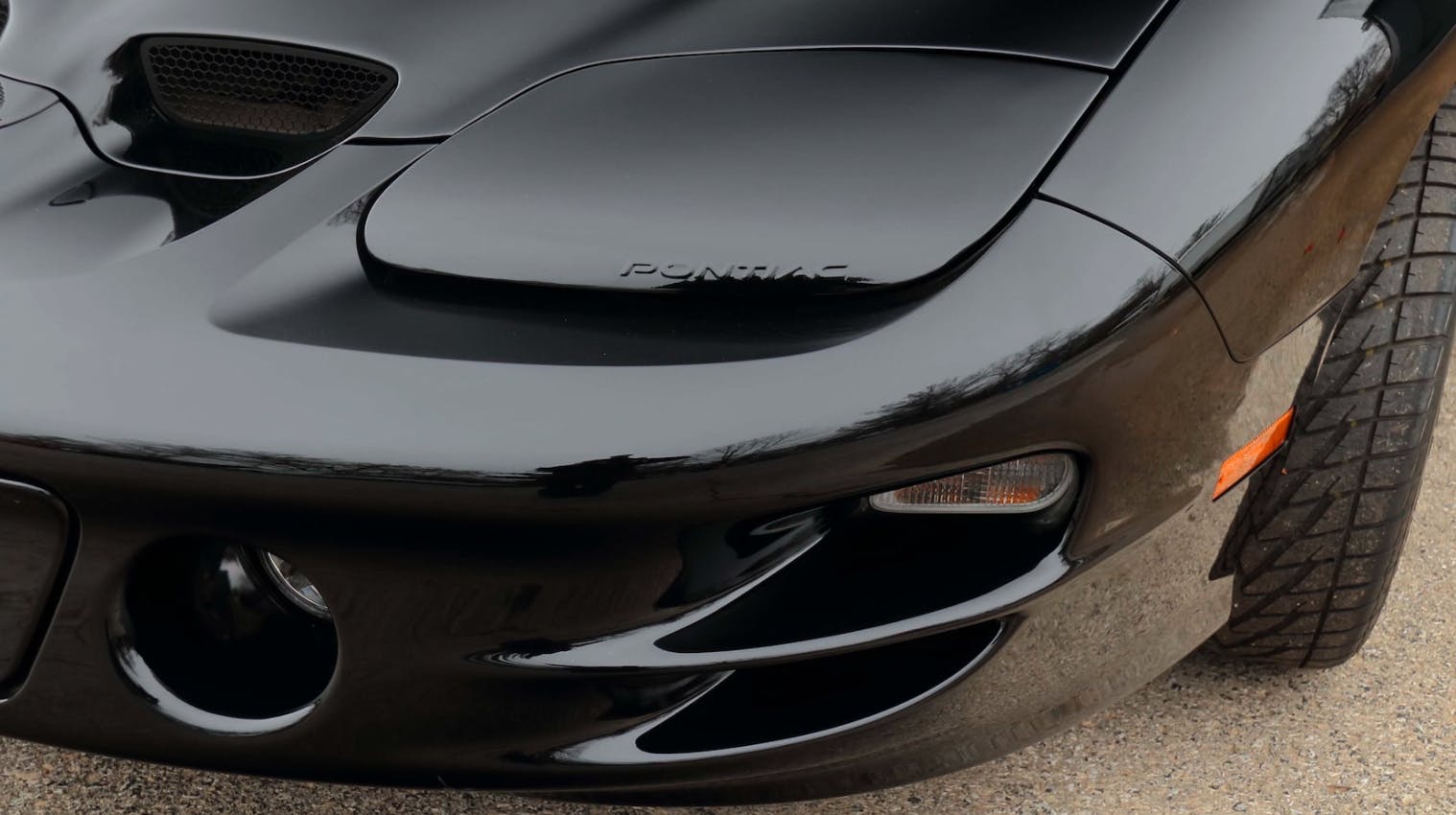 Exploring the prototype 1998 Pontiac Firebird Firehawk with eyes wide ...