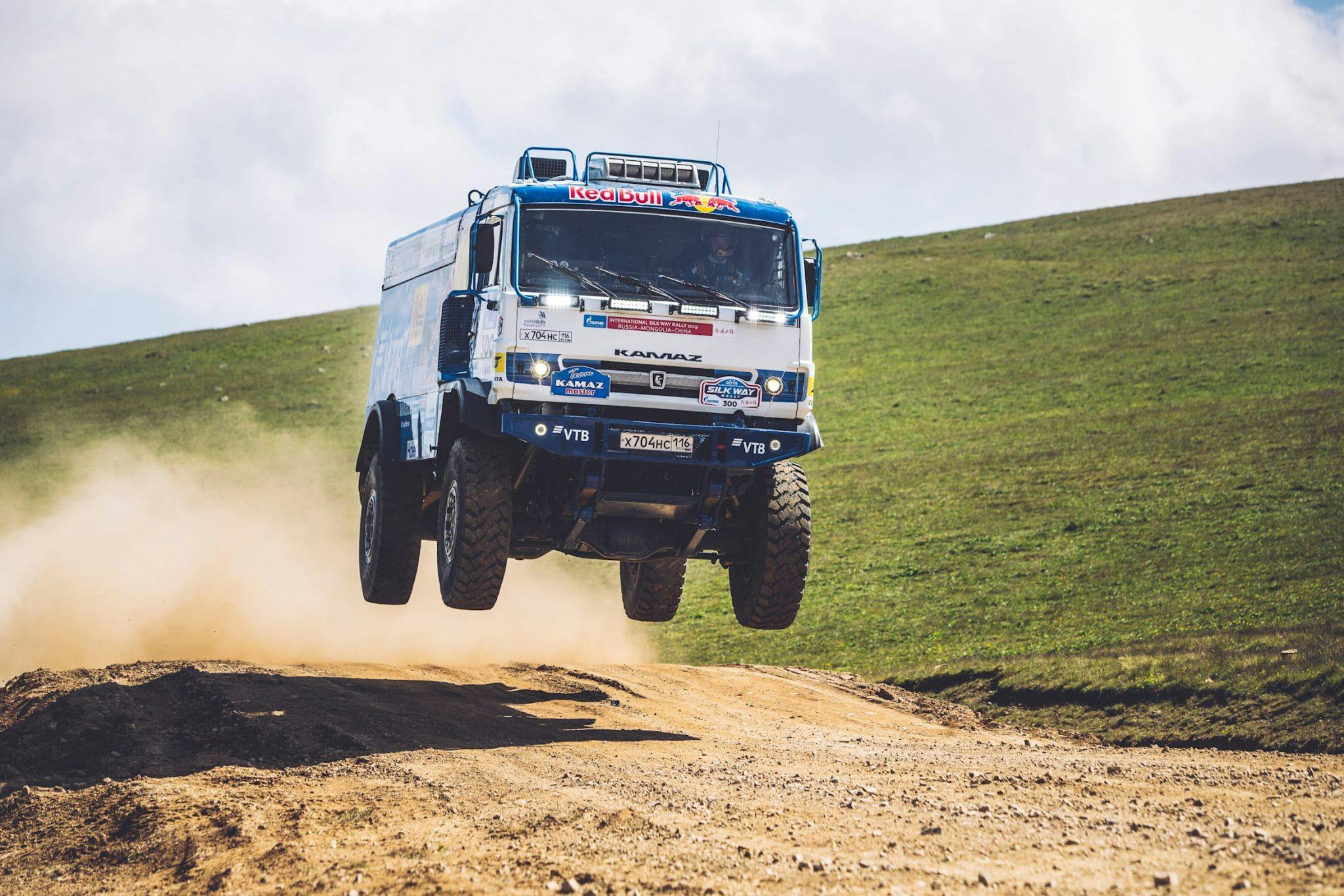 10 of the most extreme Dakar rally cars, bikes … and trucks - Hagerty Media