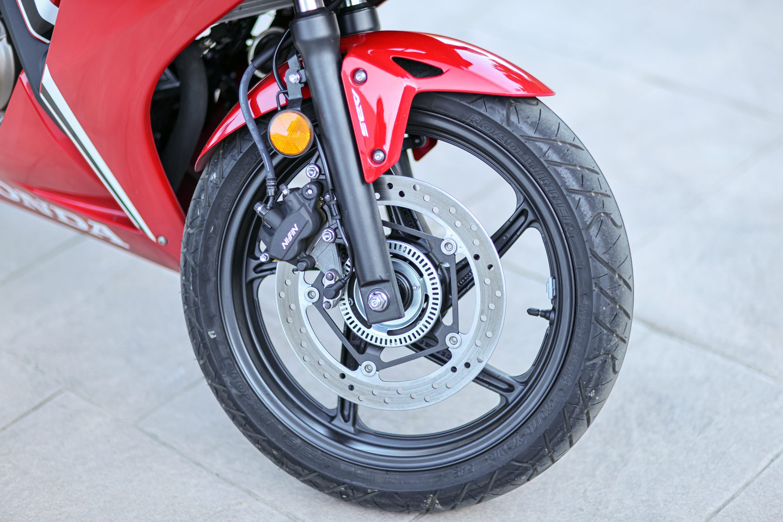 Review: 2022 Honda CBR300R ABS - Hagerty Media