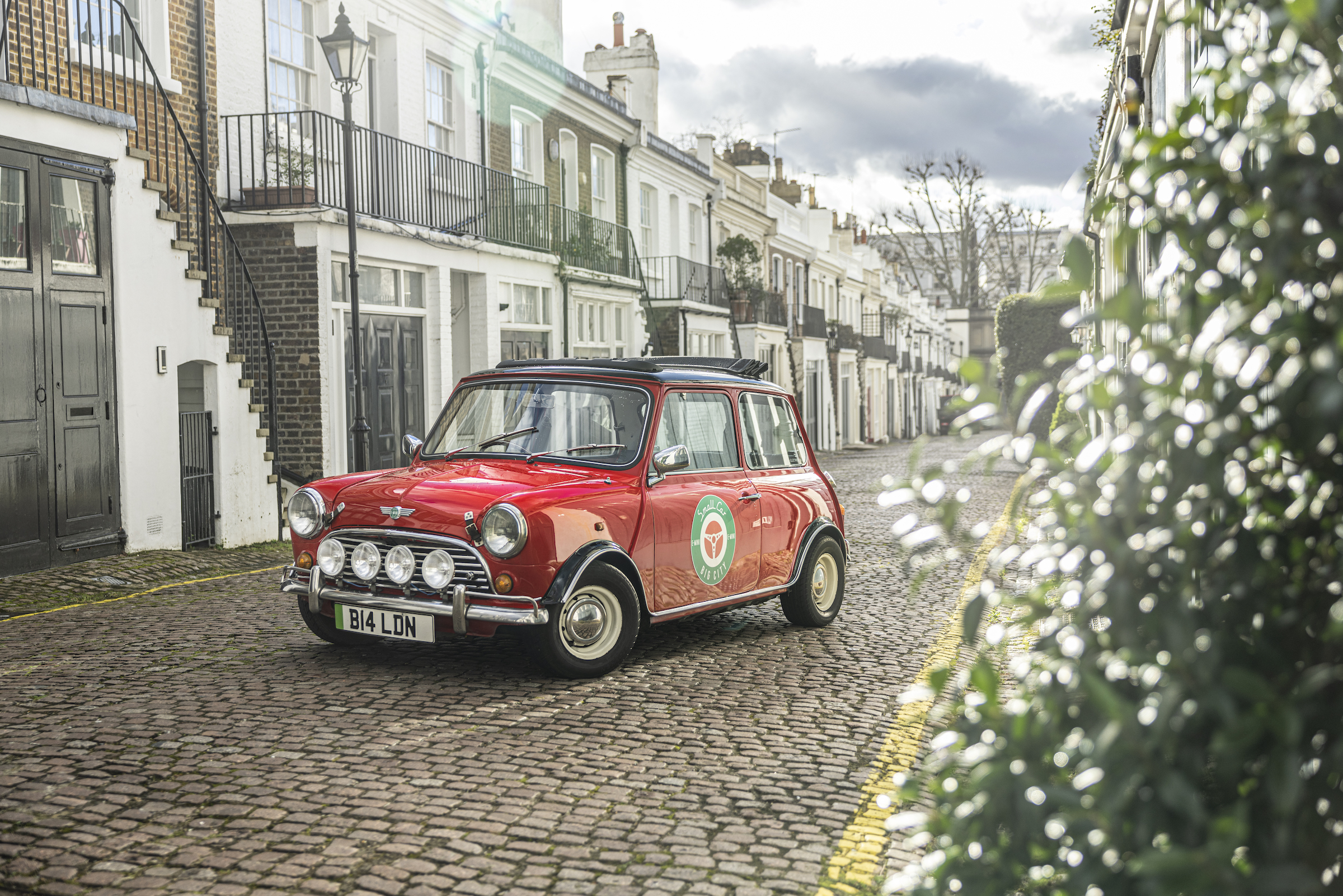 Electrogenic Mini: Exploring London in the perfect city car - Hagerty Media