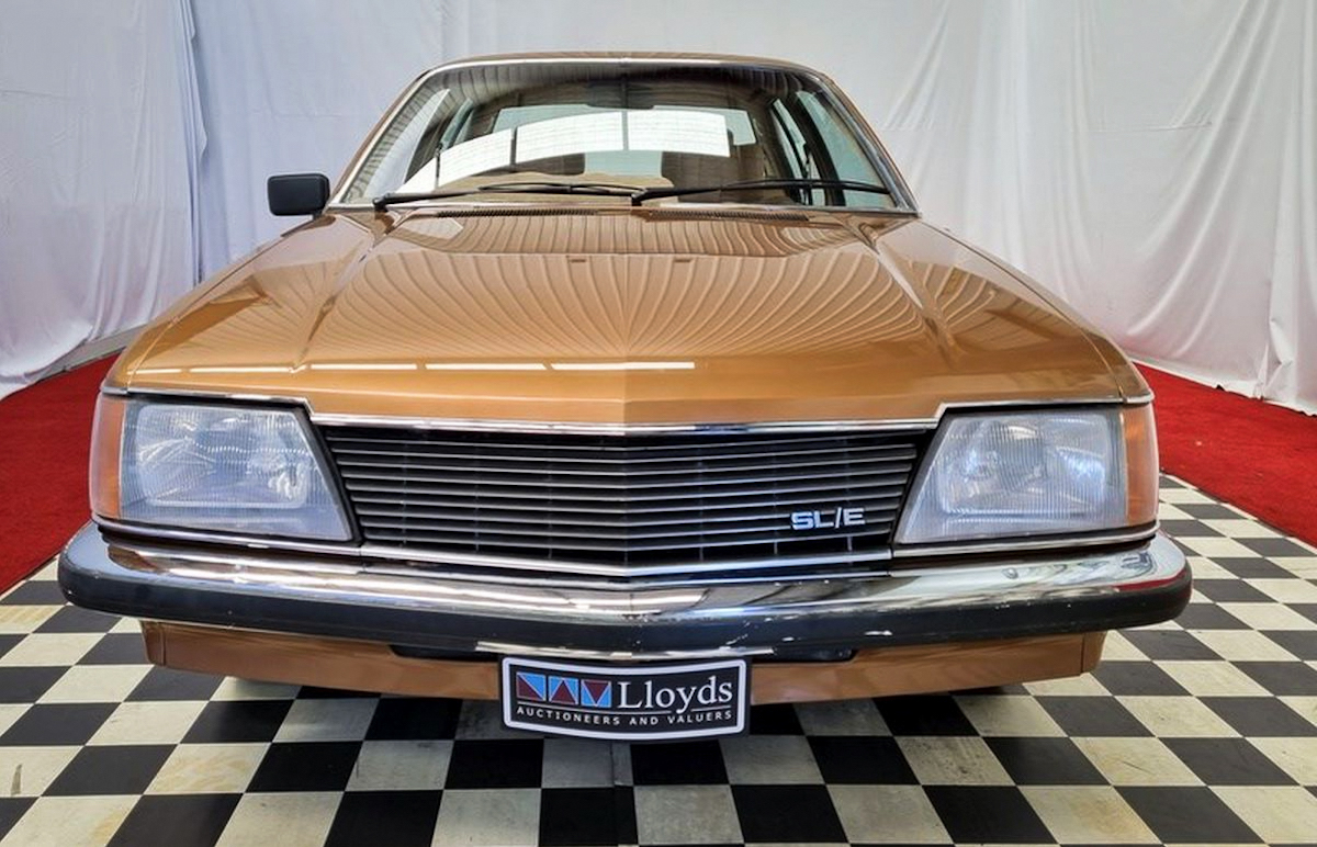 This Commodore prototype honors Holden's big-dollar Brickhouse ...