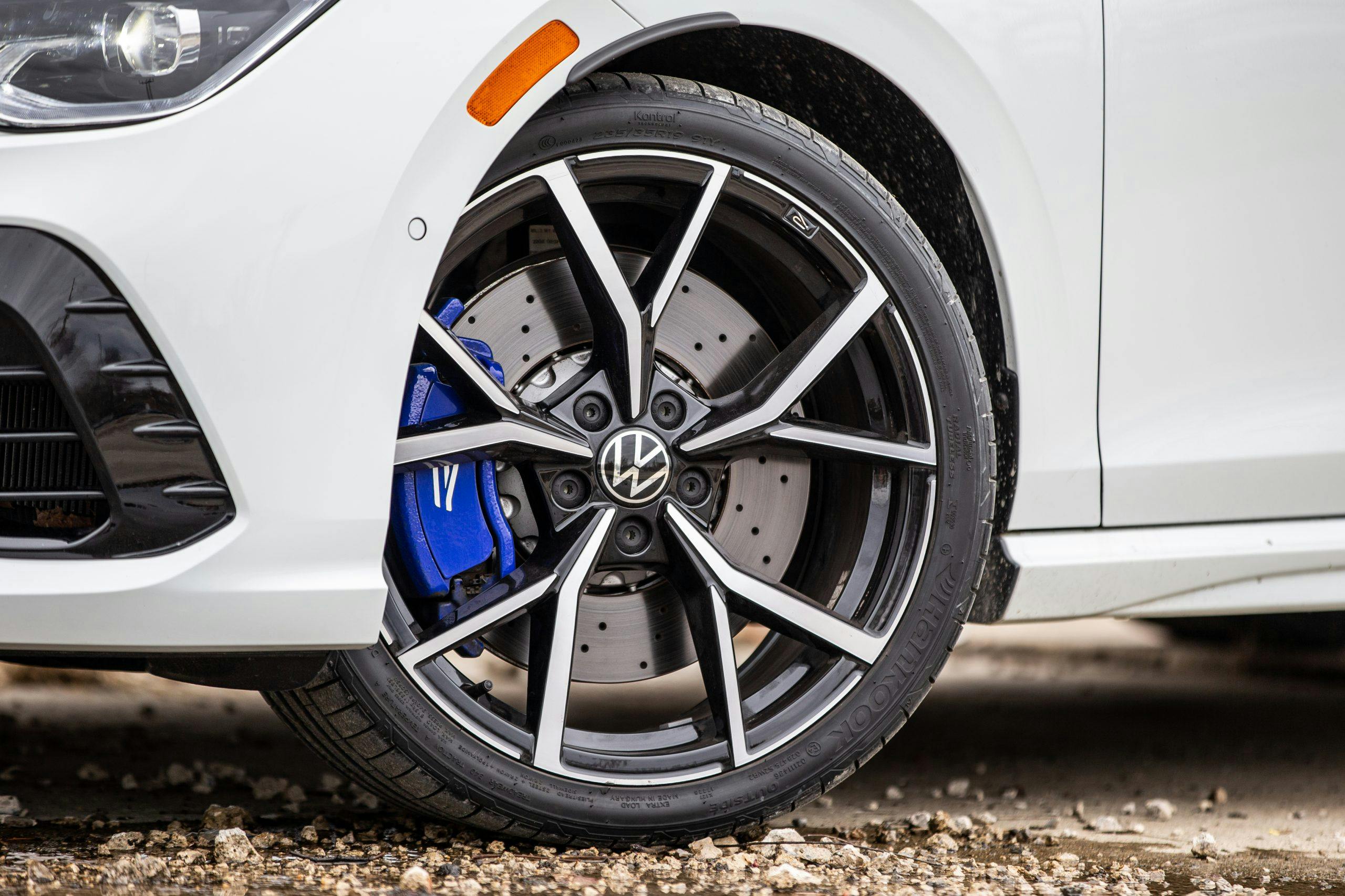 Review: 2022 VW Golf R 2.0T - Hagerty Media