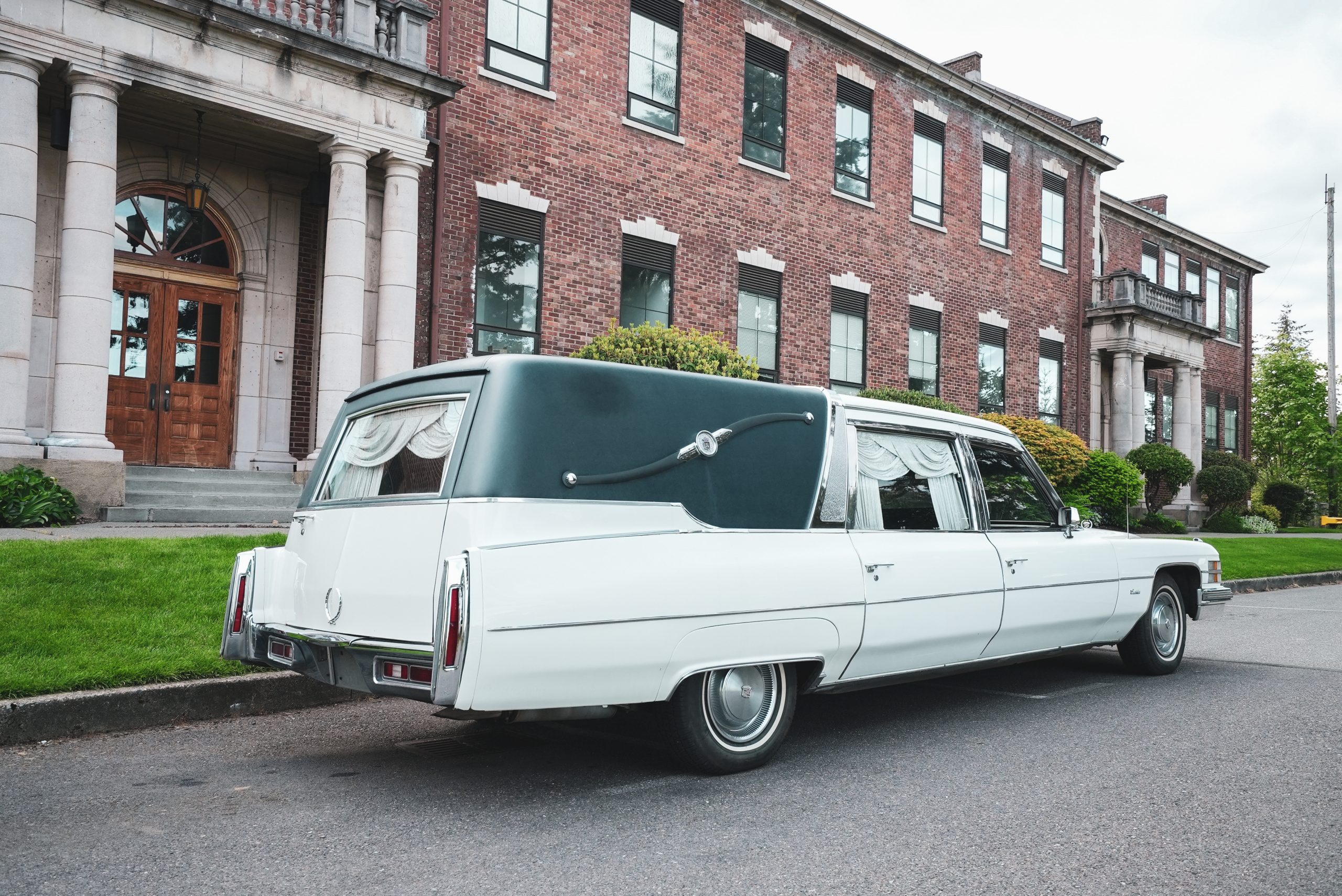 This death doula’s 1974 Cadillac hearse is anything but macabre ...